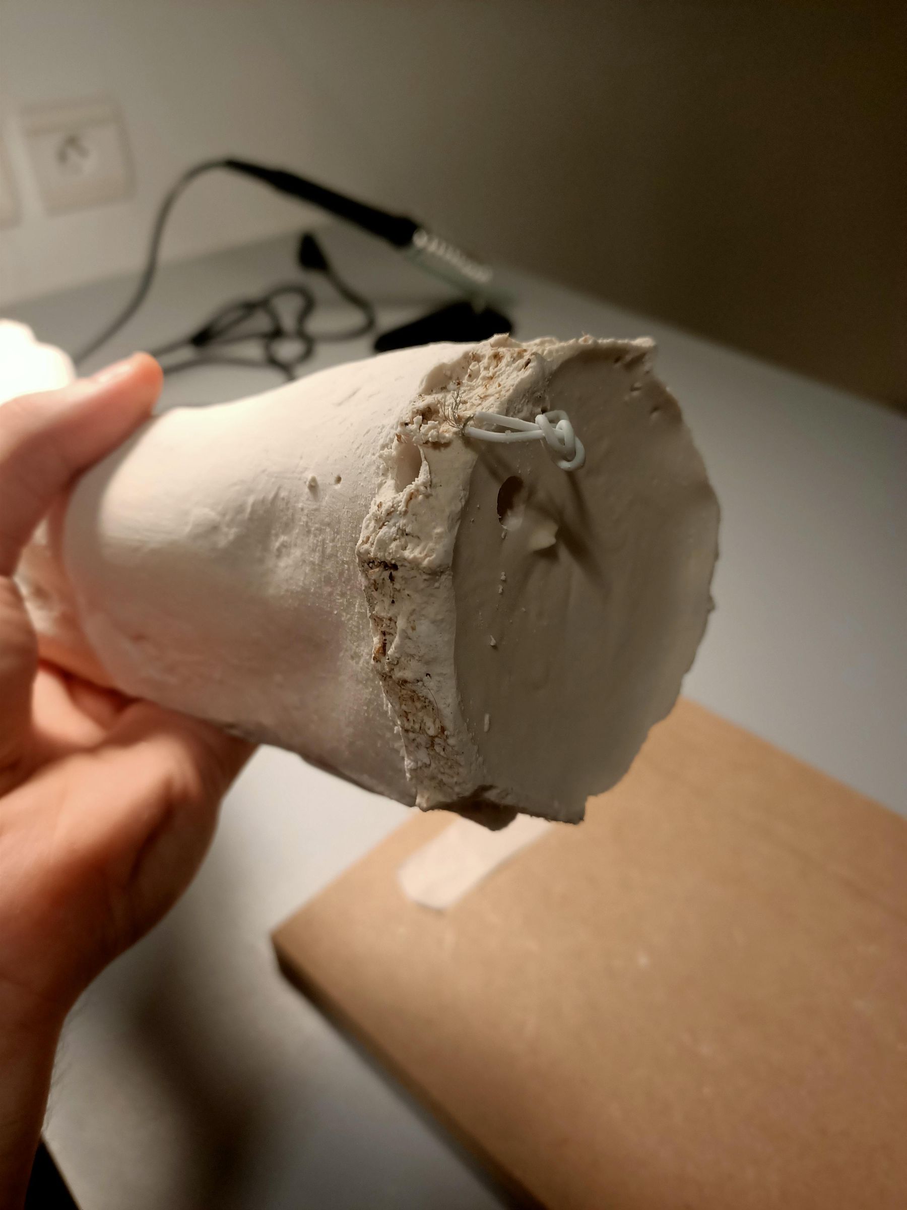 Give Your Lighting a Hand ! : 5 Steps (with Pictures) - Instructables