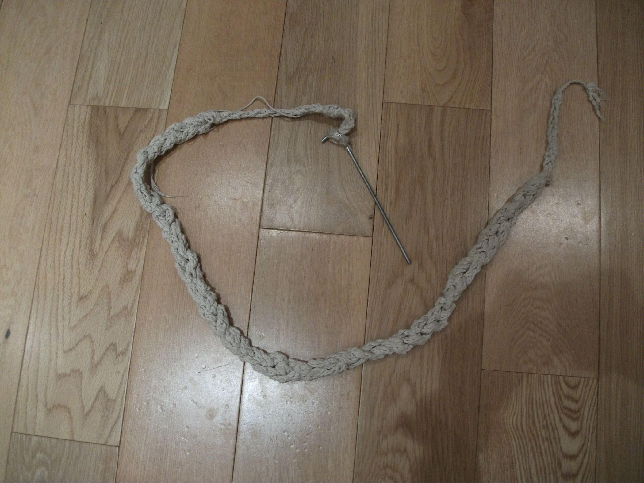 How Two Make a Whip!!!(It Cracks):2) : 9 Steps - Instructables