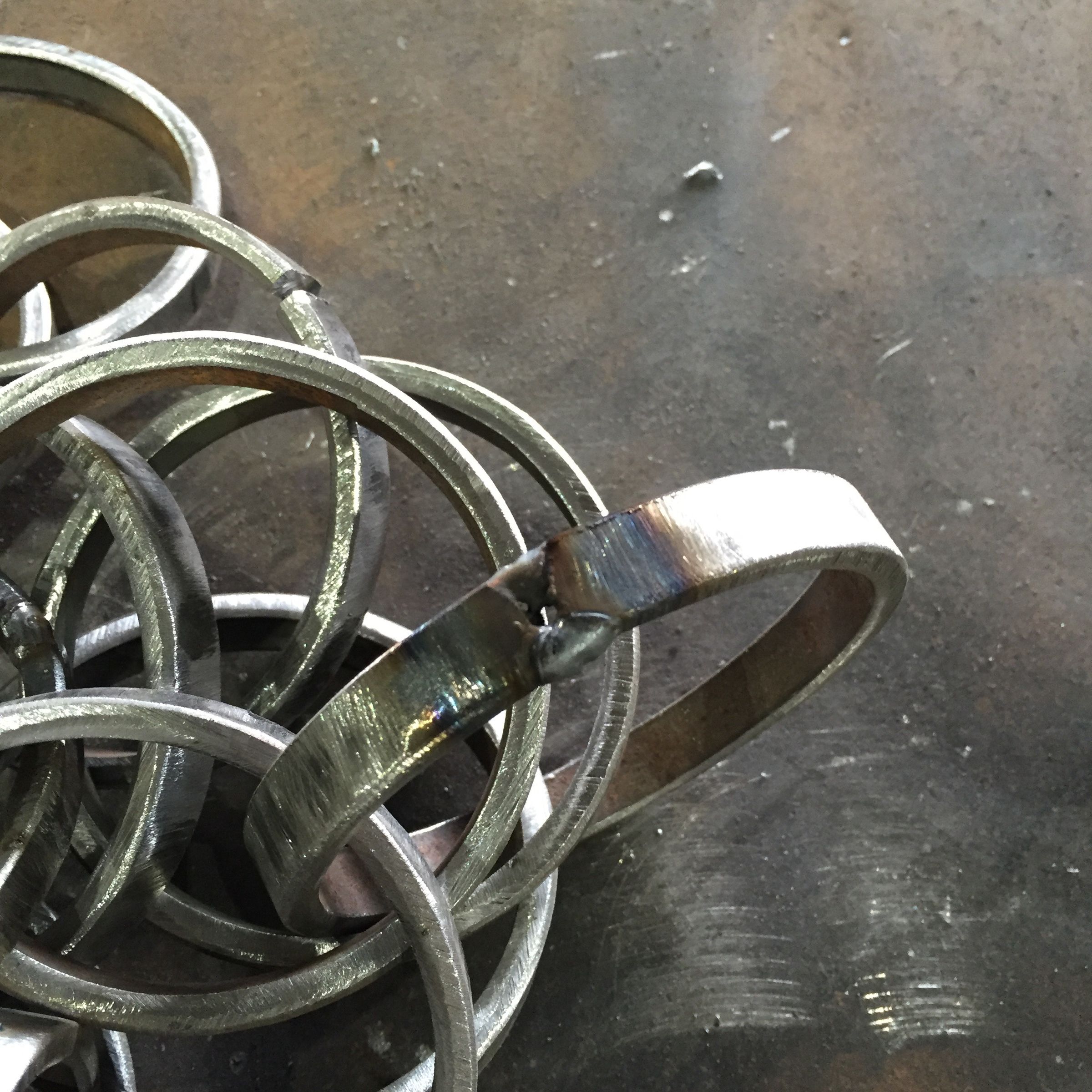 Giant Chainmaille : 14 Steps (with Pictures) - Instructables