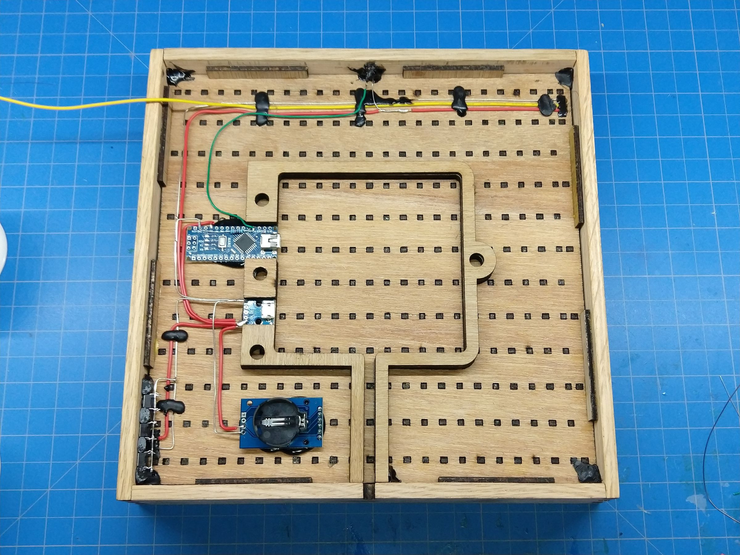 Word Clock : 21 Steps (with Pictures) - Instructables