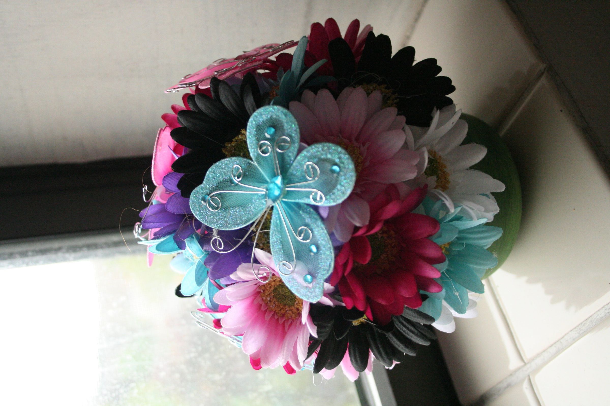3D Floral Bouquet Display : 4 Steps - Instructables