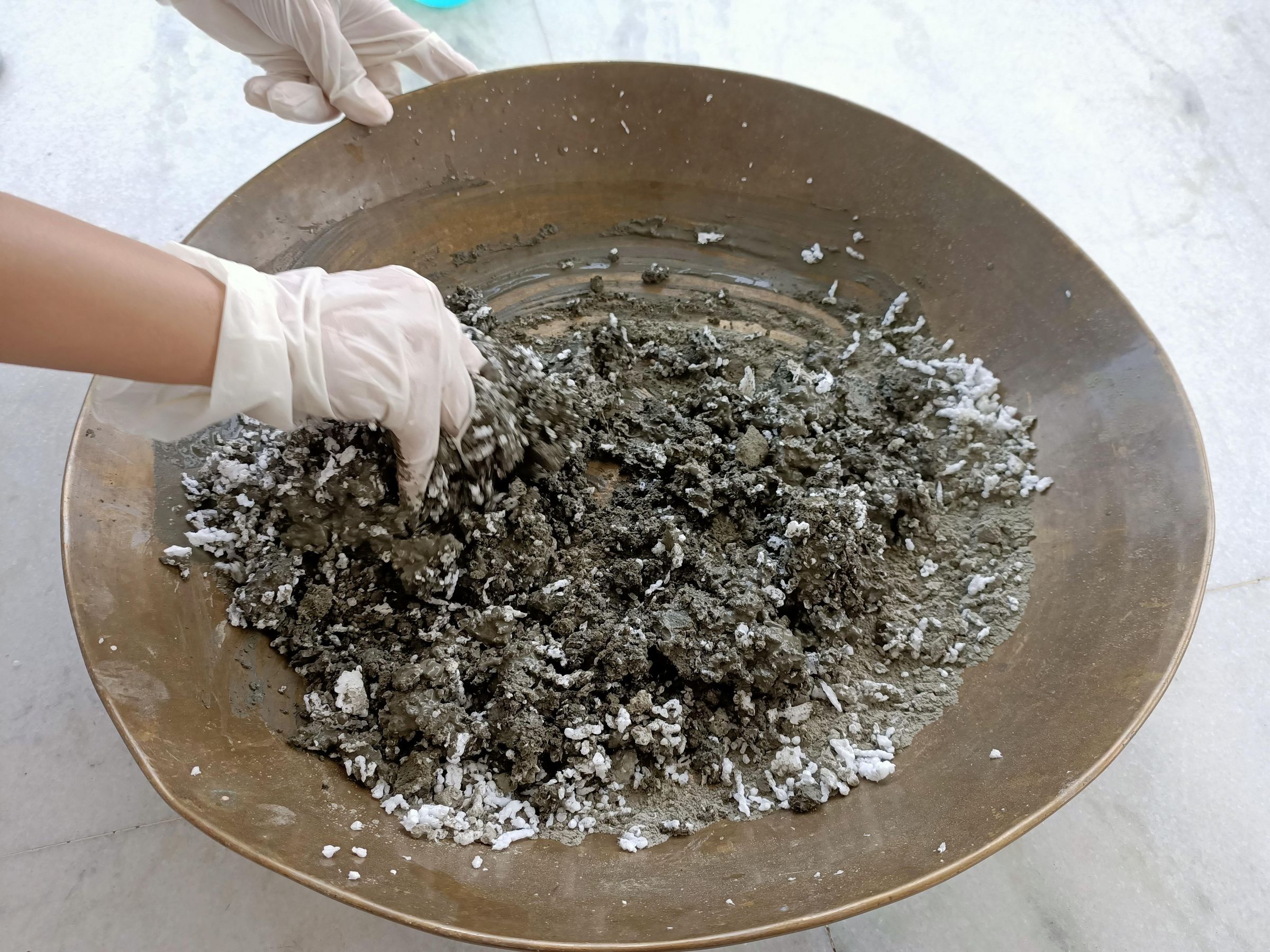 DIY Textured Cement-Styrofoam Planter : 12 Steps (with Pictures ...
