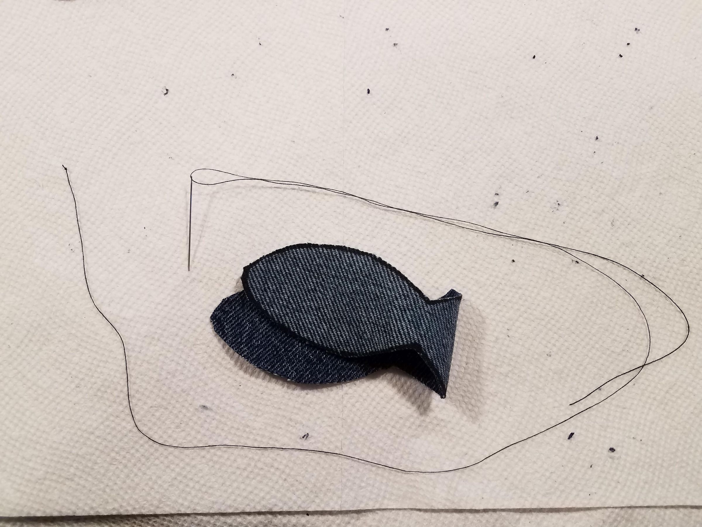 Make Your Own Mini Catnip Fish Out of Old Blue Jeans - DIY Cat Toys for ...