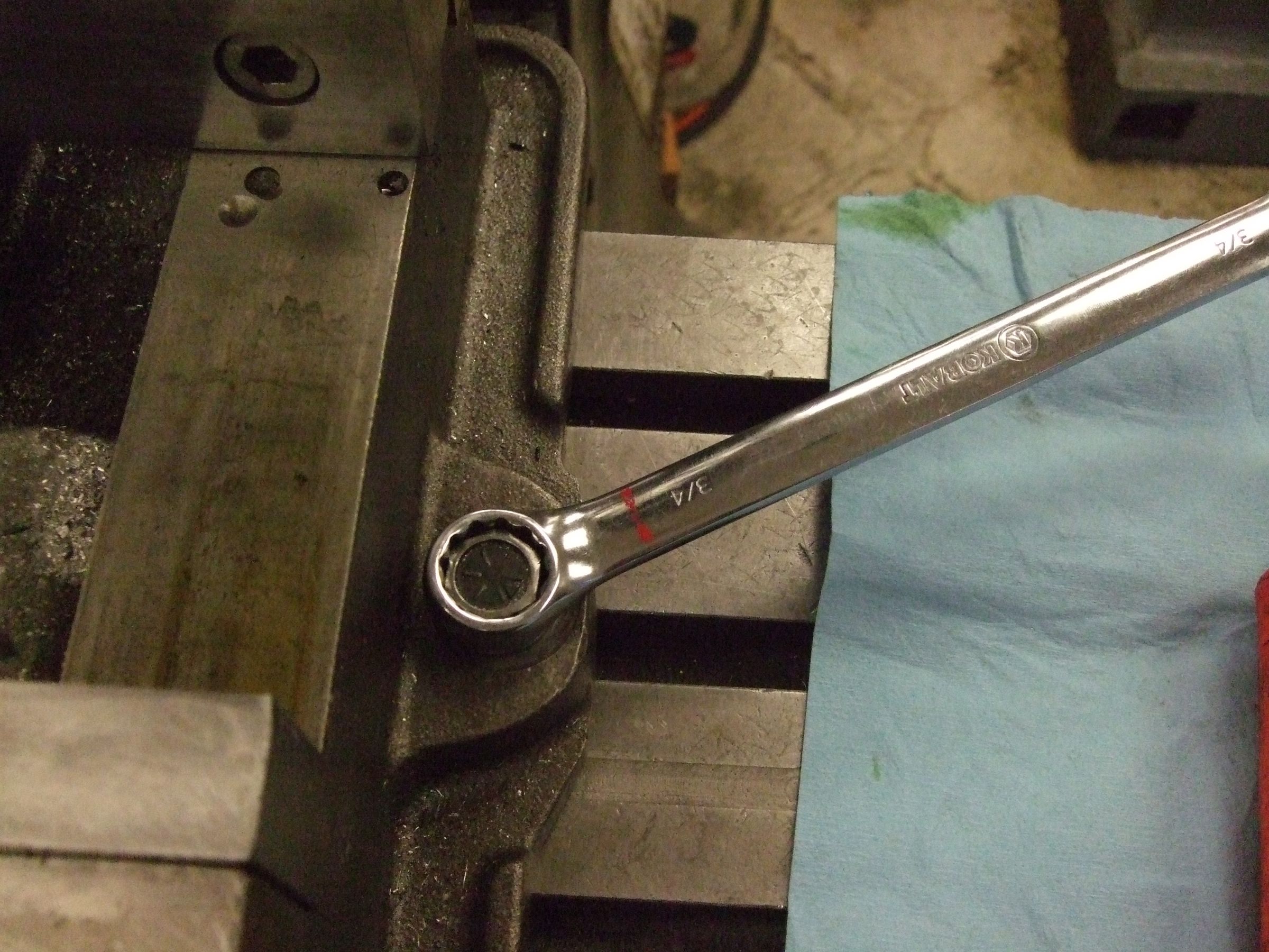 How to Square a Vise (the Easy Way) : 10 Steps (with Pictures ...