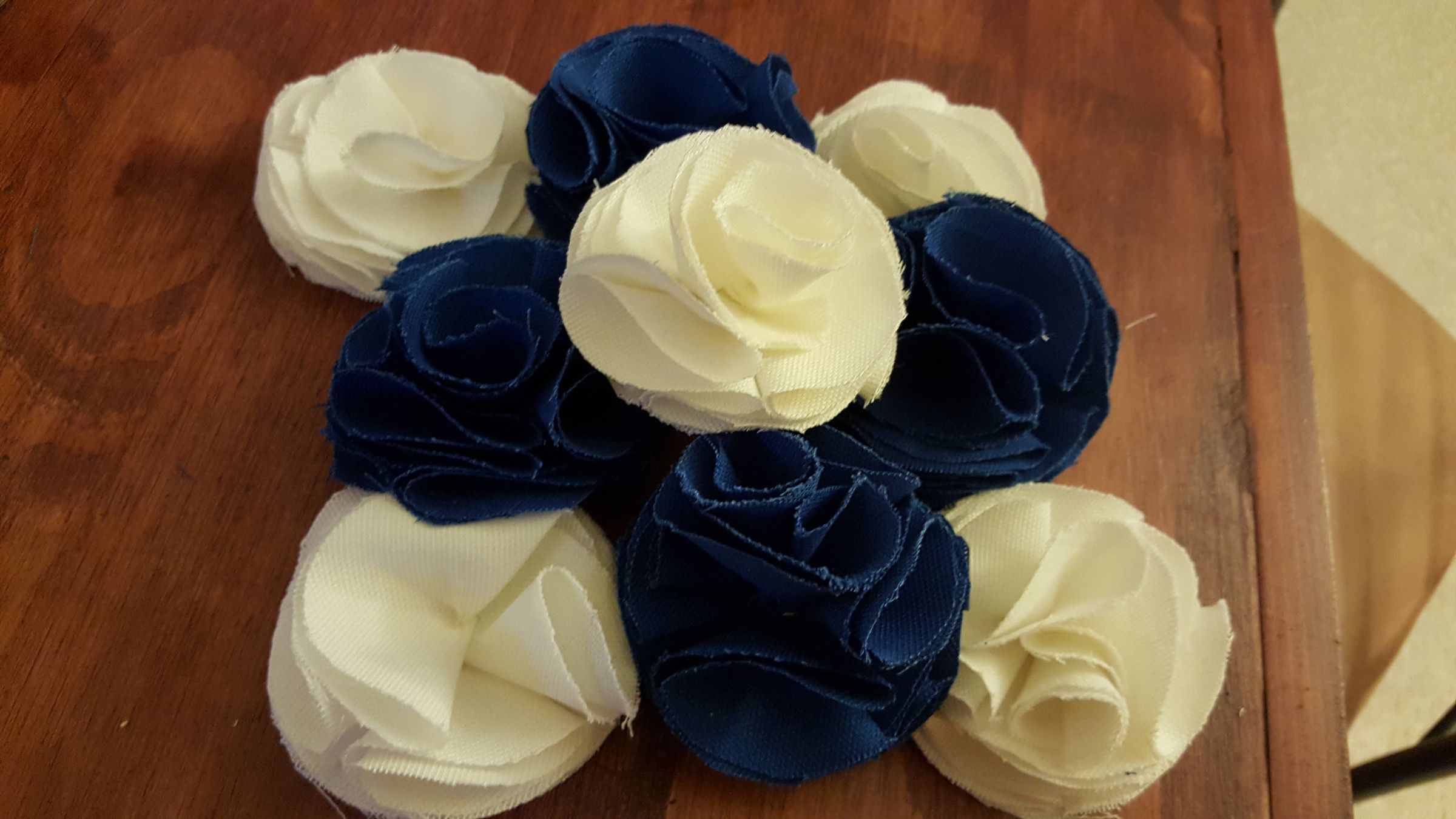 DIY Fabric Flowers : 5 Steps (with Pictures) - Instructables