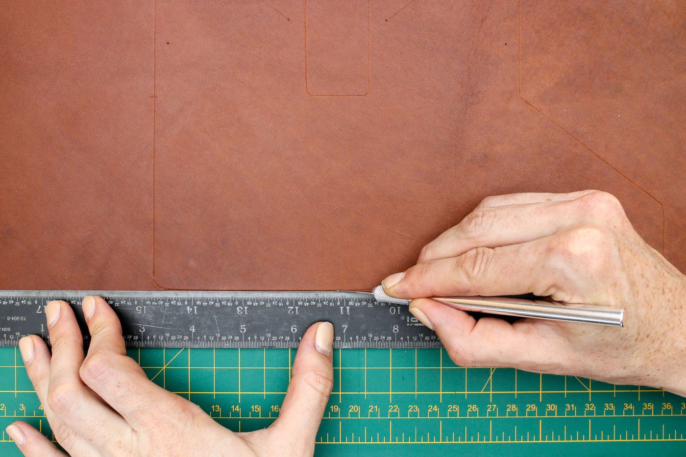 Cutting Leather : 7 Steps - Instructables