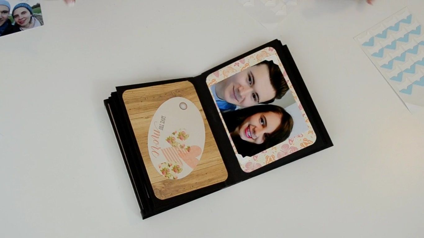 DIY Paper Crafts - How to Make a Photo Mini Album - Valentine's Day ...