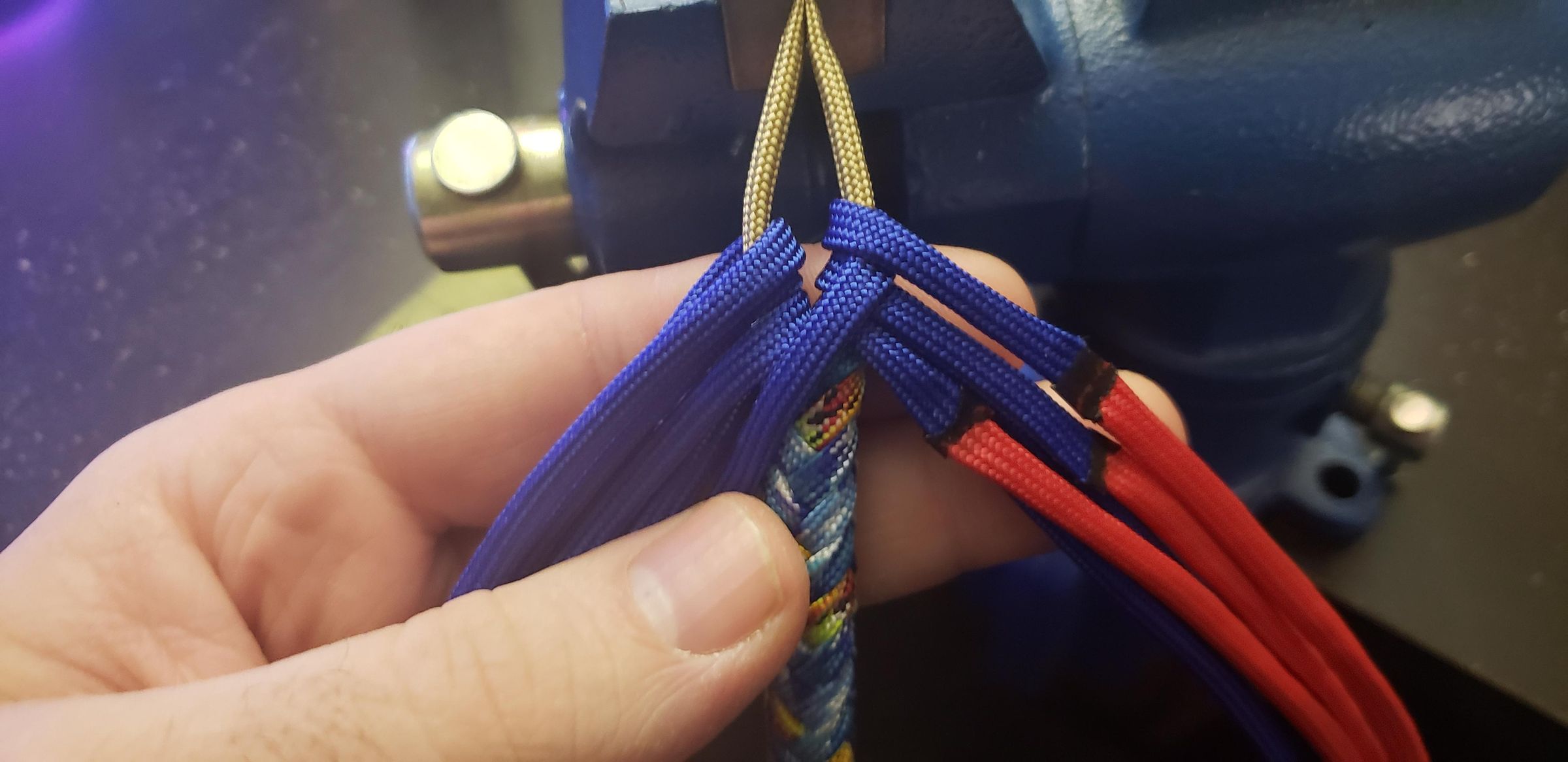 Tygra's Bolo-Whip With Paracord in 16 Plait : 9 Steps (with Pictures ...