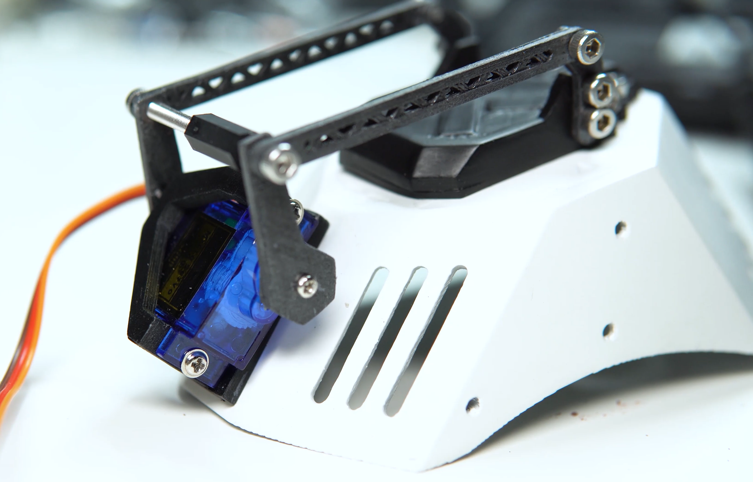 Shy Mask That Shuts Up When It Sees People : 9 Steps (with Pictures ...