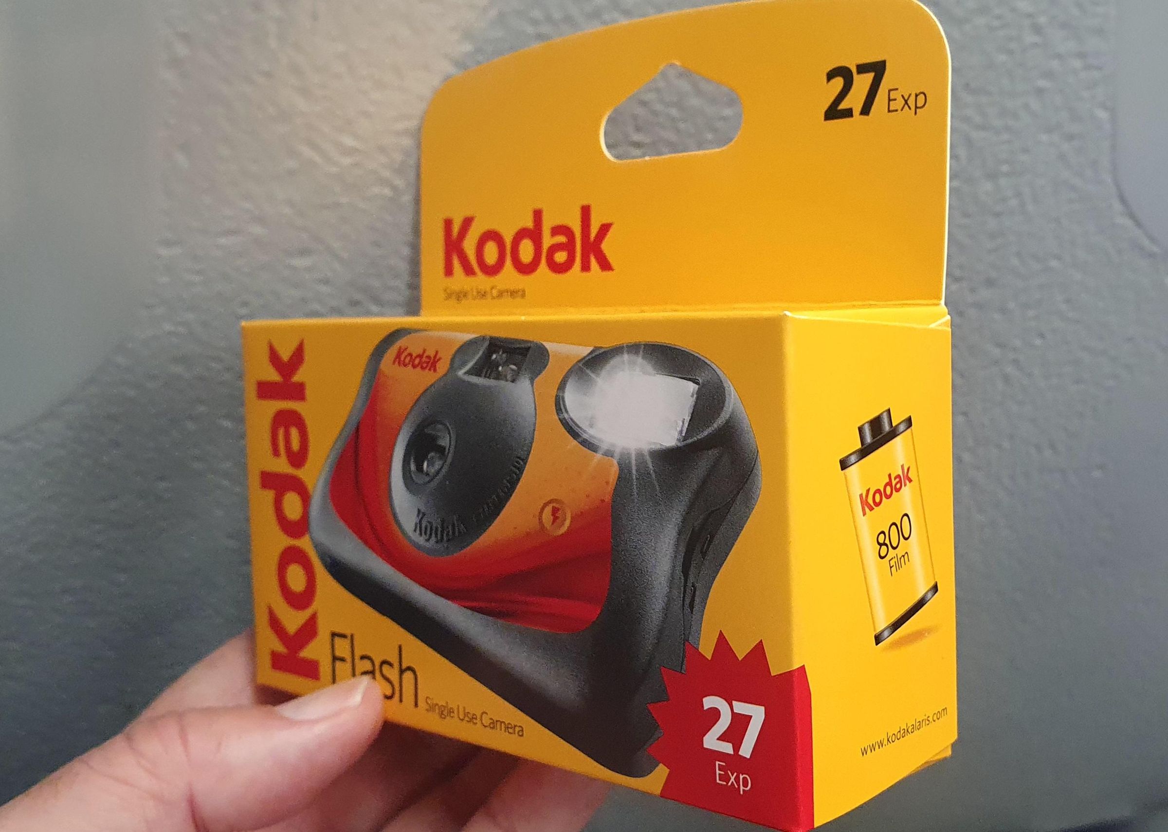 Reloading Kodak's Disposable Camera With Film : 10 Steps - Instructables
