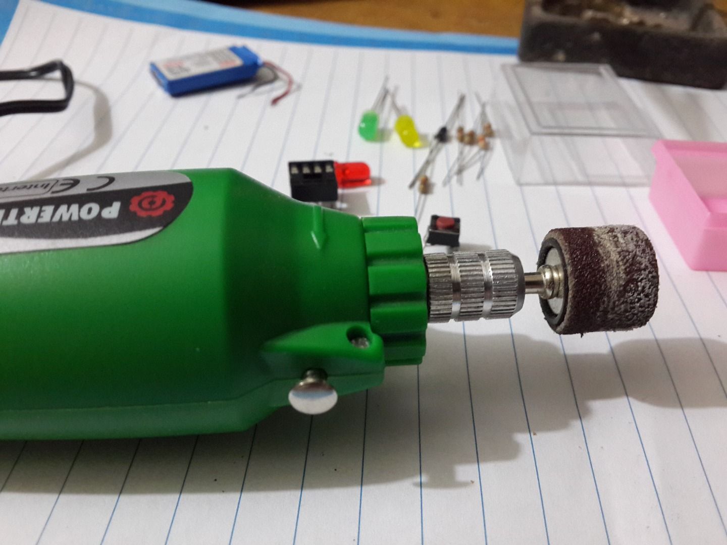 NPN and PNP Checker : 9 Steps (with Pictures) - Instructables