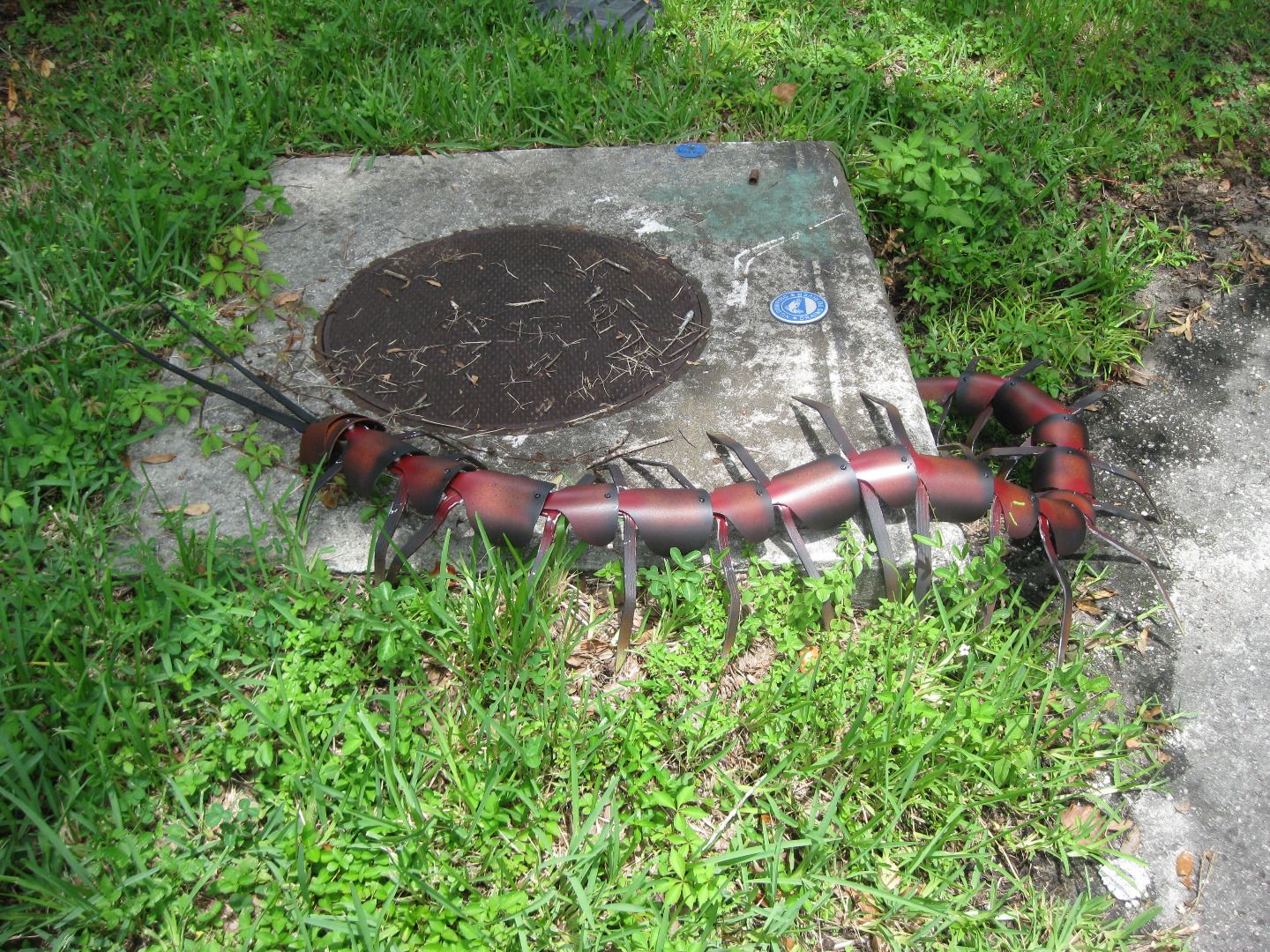 Giant PVC Centipede- 10 Feet of Nightmare Fuel : 7 Steps (with Pictures ...