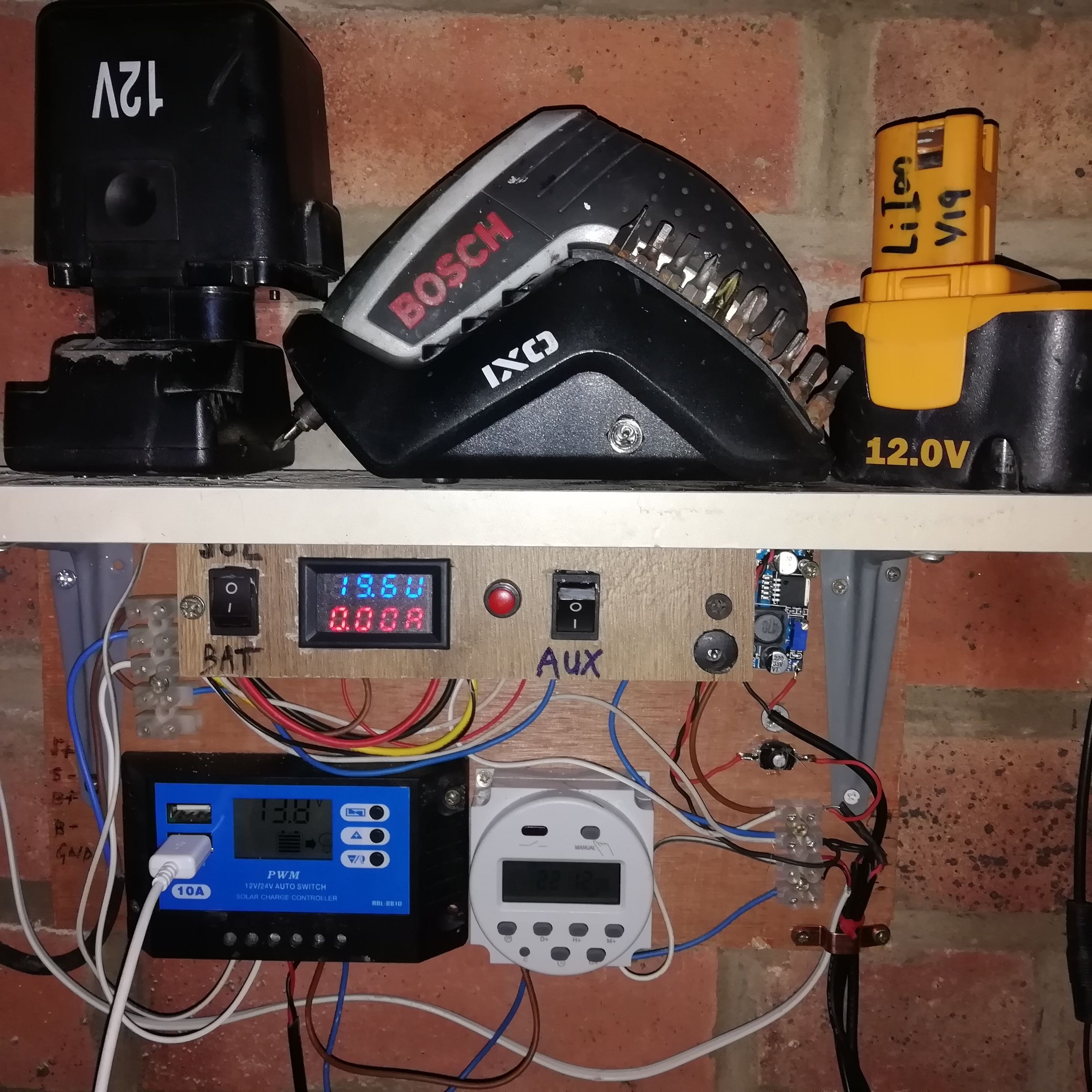 Solar Charged Power Shelf : 13 Steps - Instructables