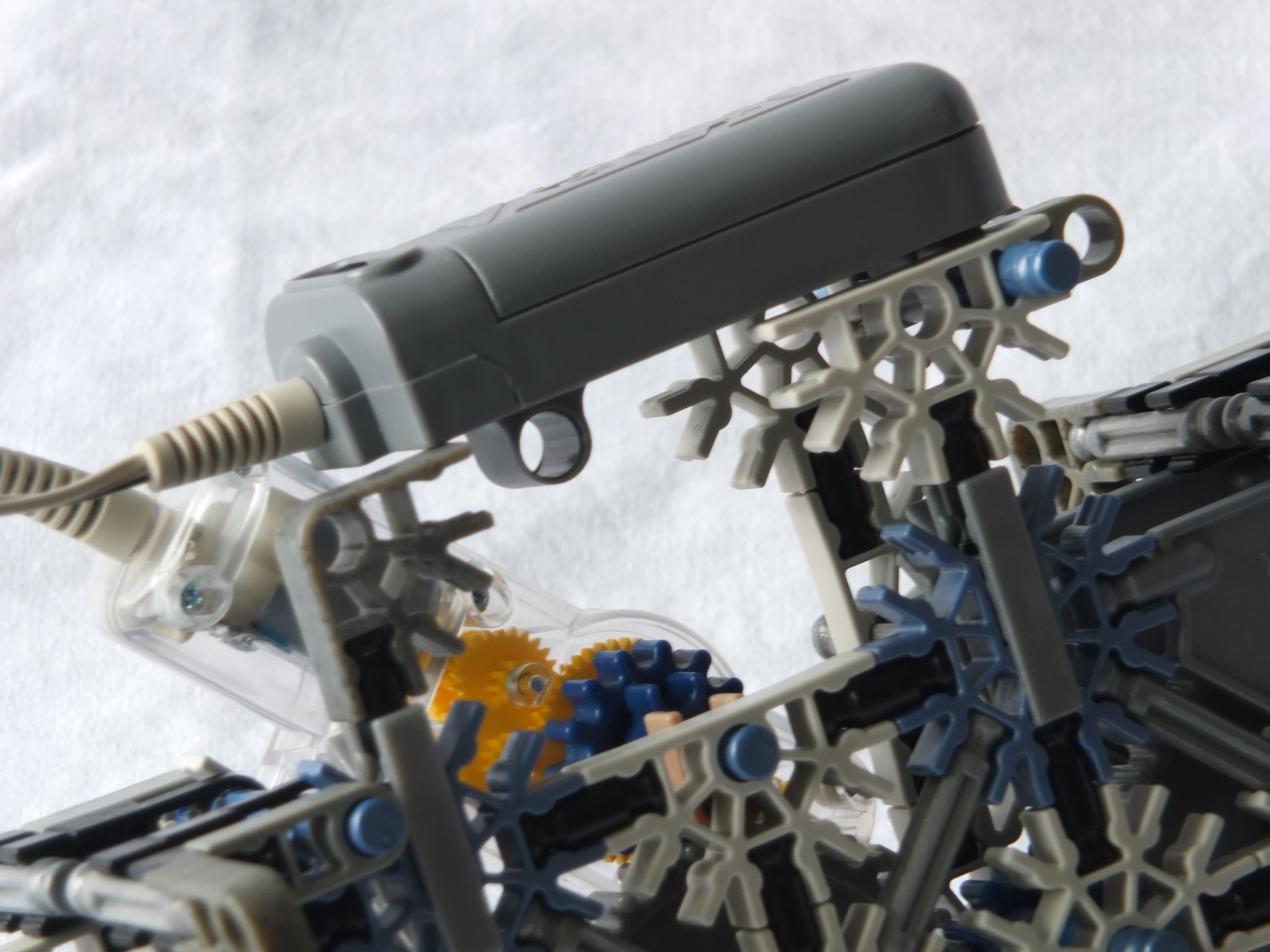 K'NEX Motorized AT-AT From Star Wars : 5 Steps (with Pictures ...