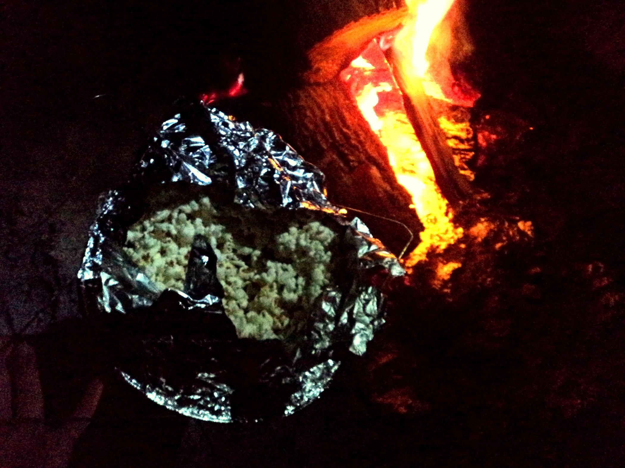 How to Make [Perfect] Popcorn Over a Campfire : 5 Steps - Instructables
