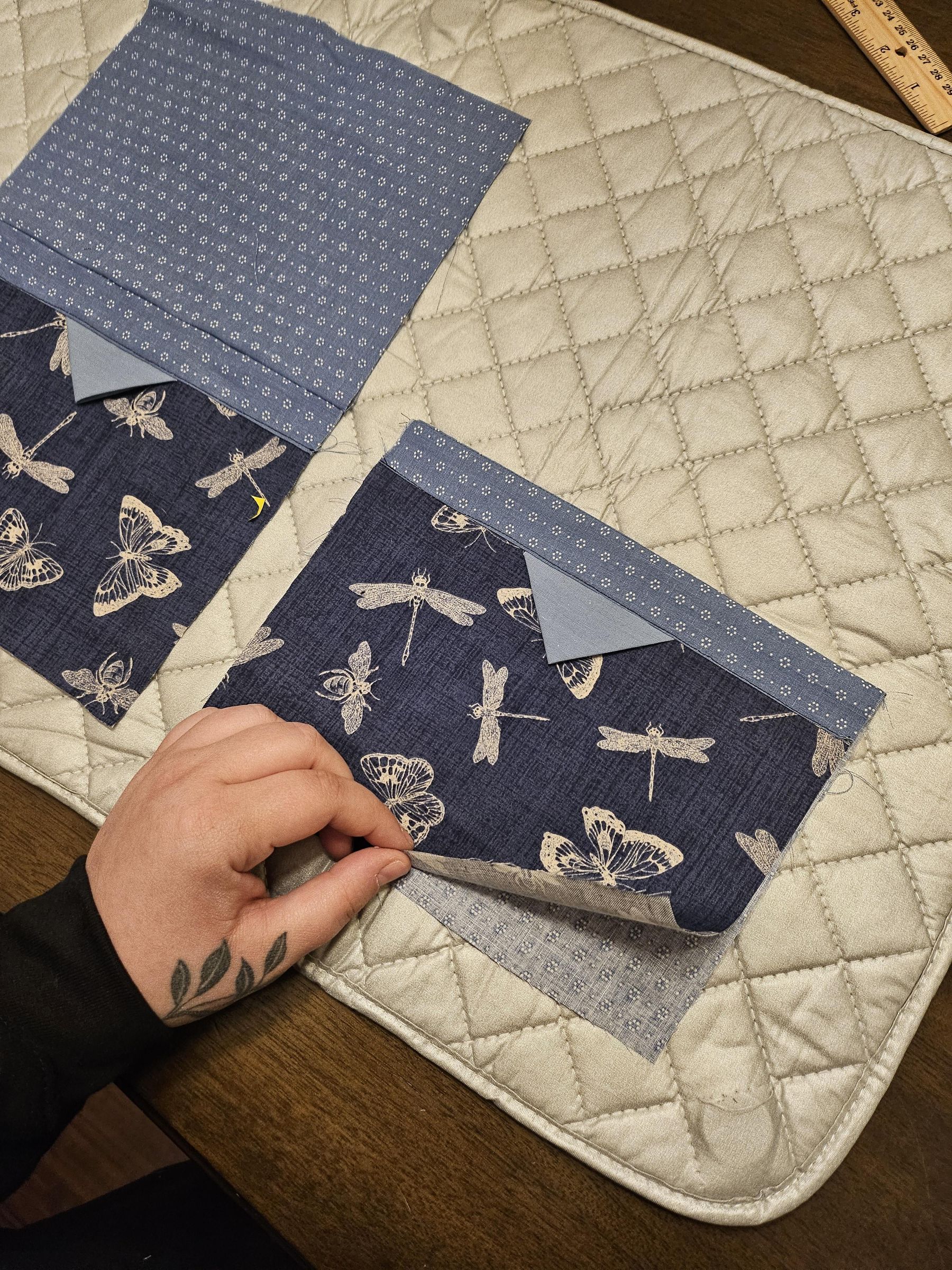 Snappy Pouch Made With Measuring Tape : 11 Steps (with Pictures ...