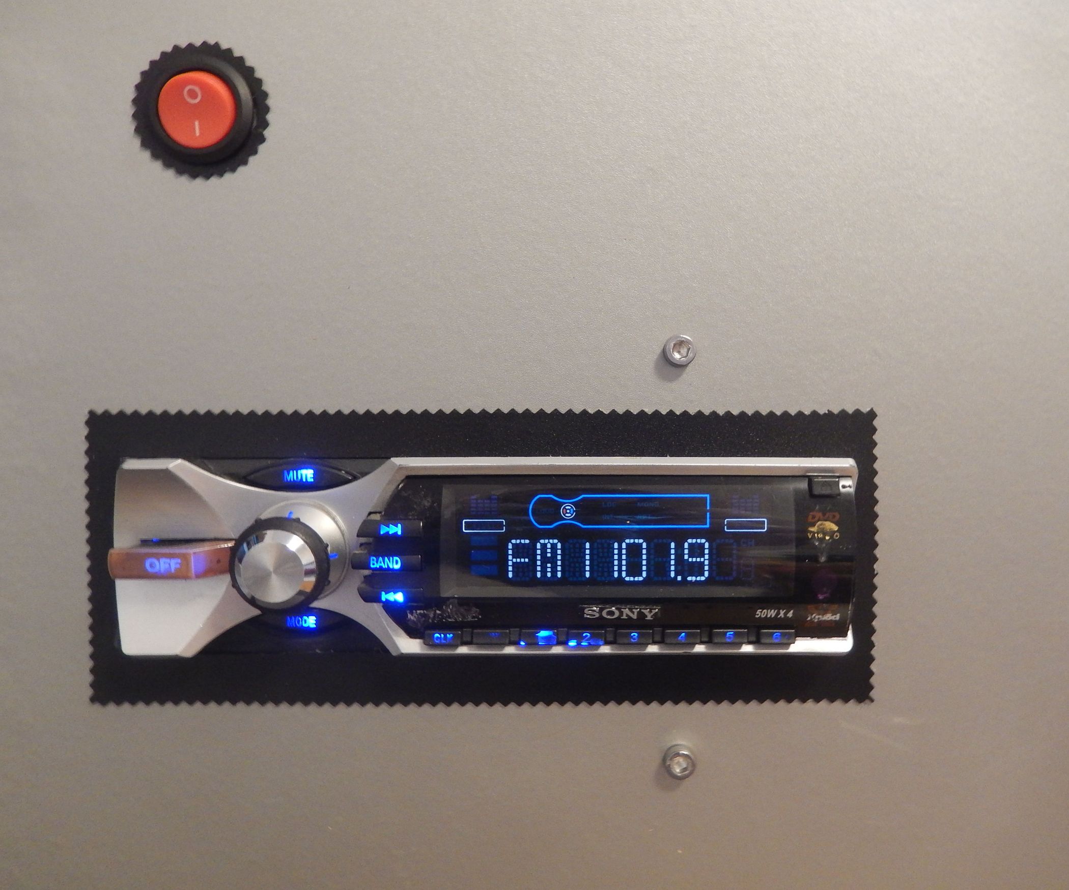 Wireless Boombox of Car Stereo & Subwoofer : 4 Steps - Instructables