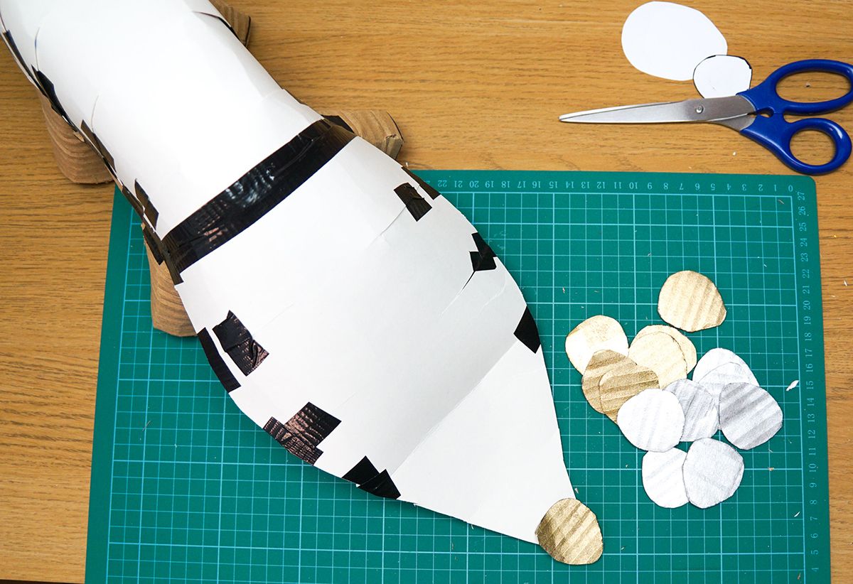 DIY Cardboard Pangolin | Sculpt an Armoured Animal With Recycled Card ...