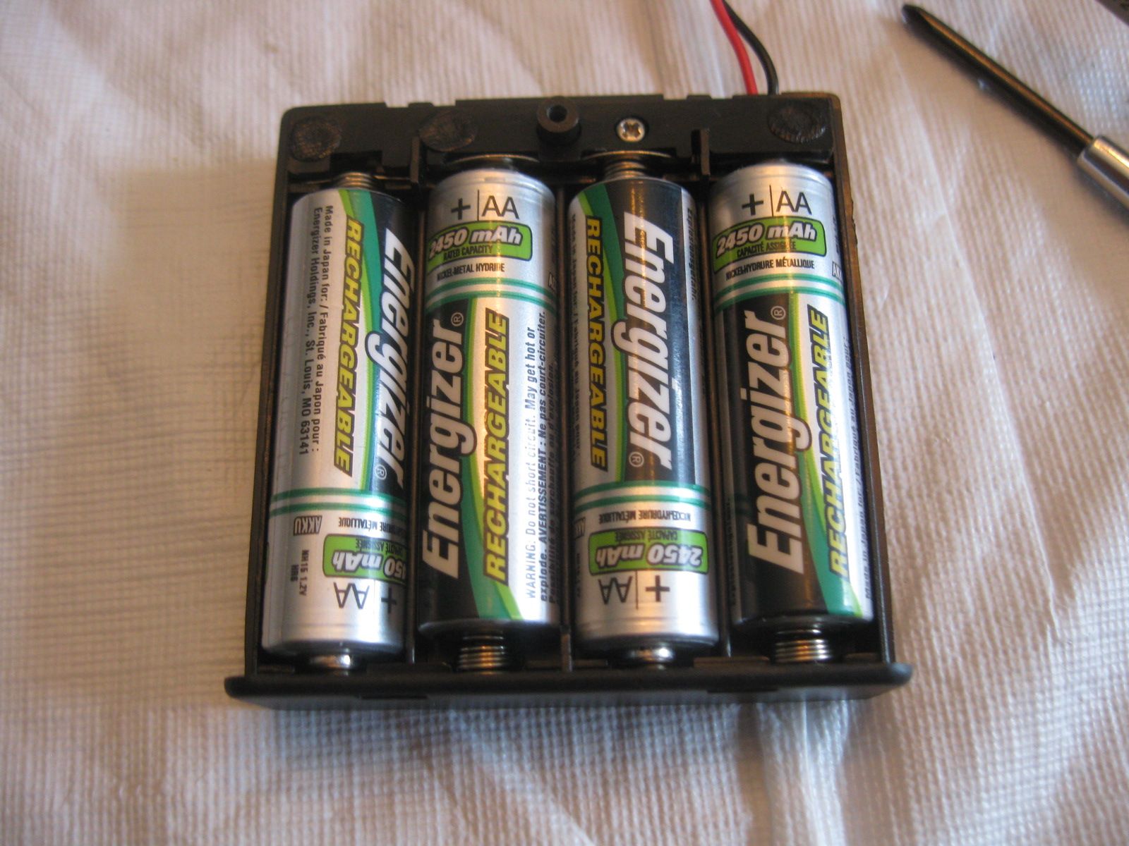 Power Your Arduino Uno With Four Rechargeable AA Batteries : 3 Steps ...