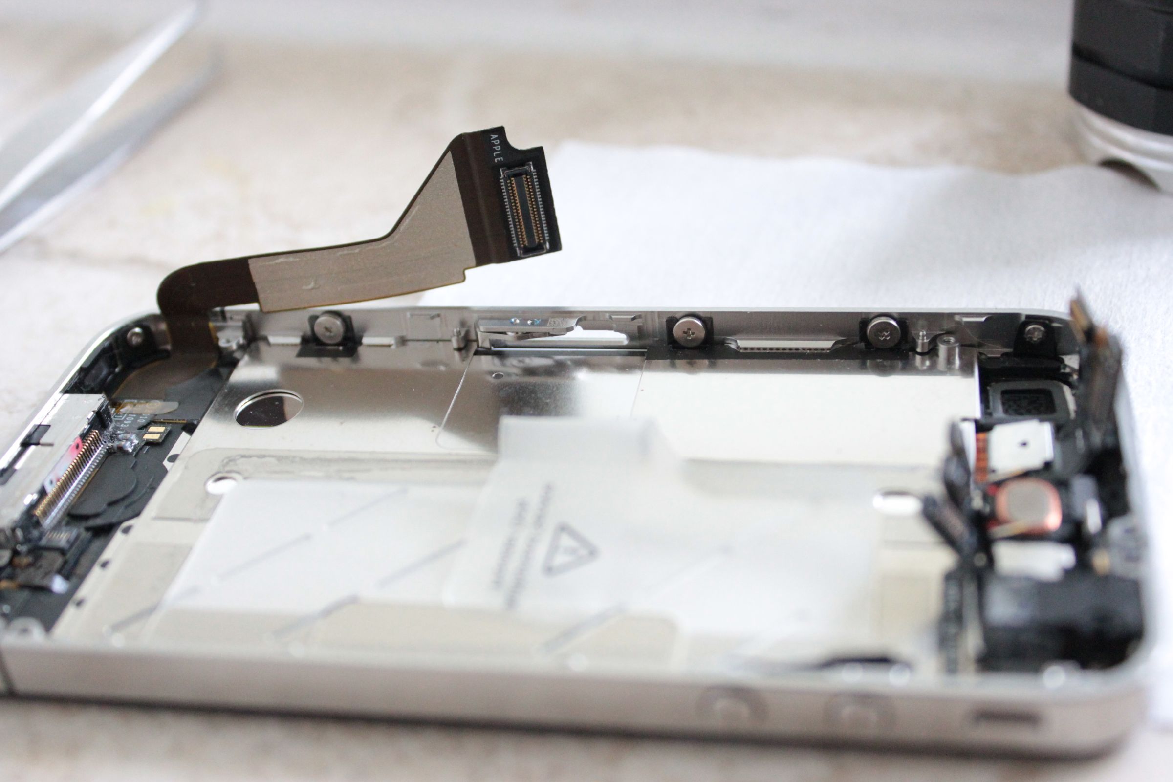 Guide to IPhone 4 Screen Replacement : 17 Steps (with Pictures ...