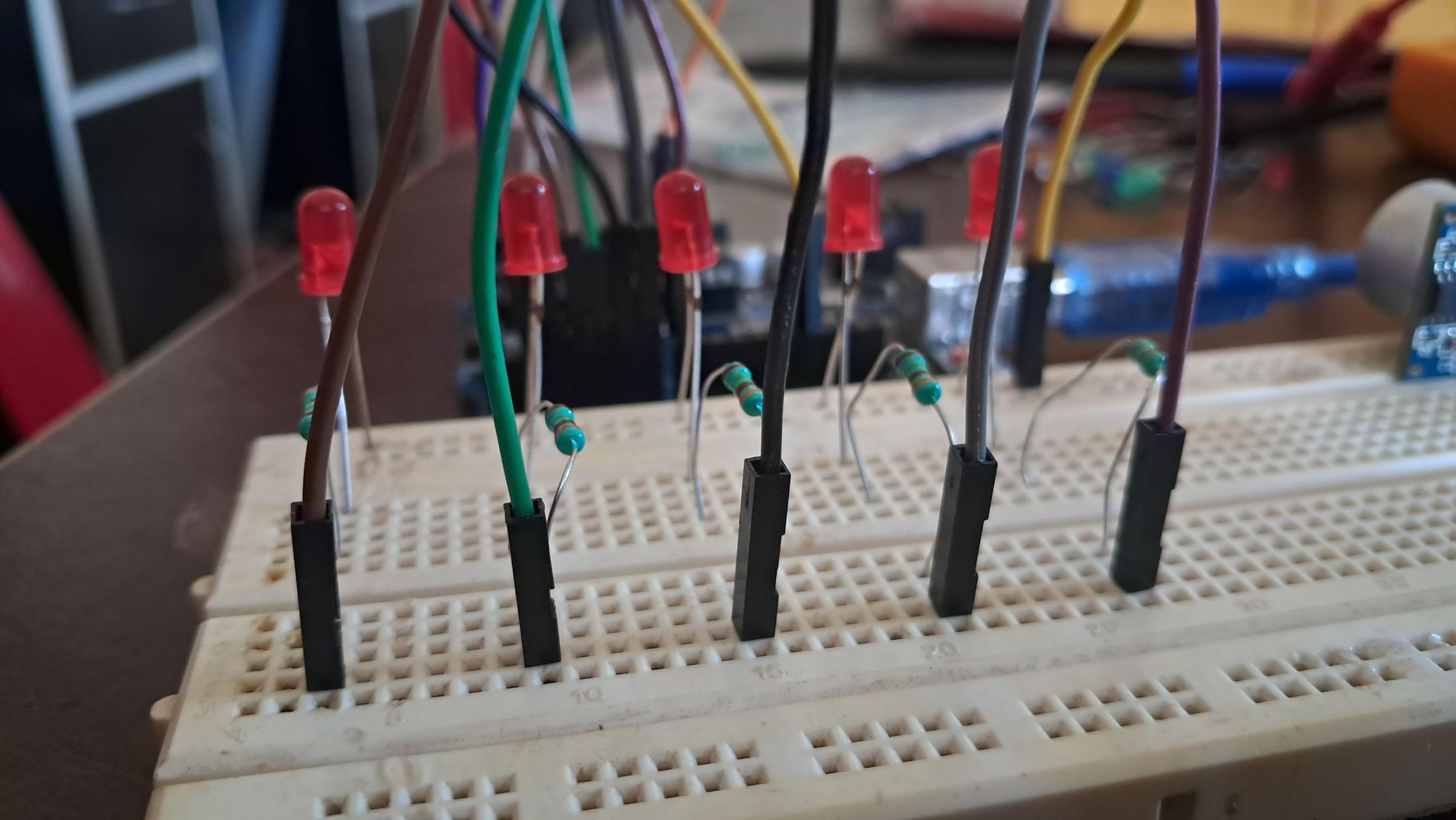 LED Distance Indicator Using Ultrasonic Sensor : 5 Steps - Instructables