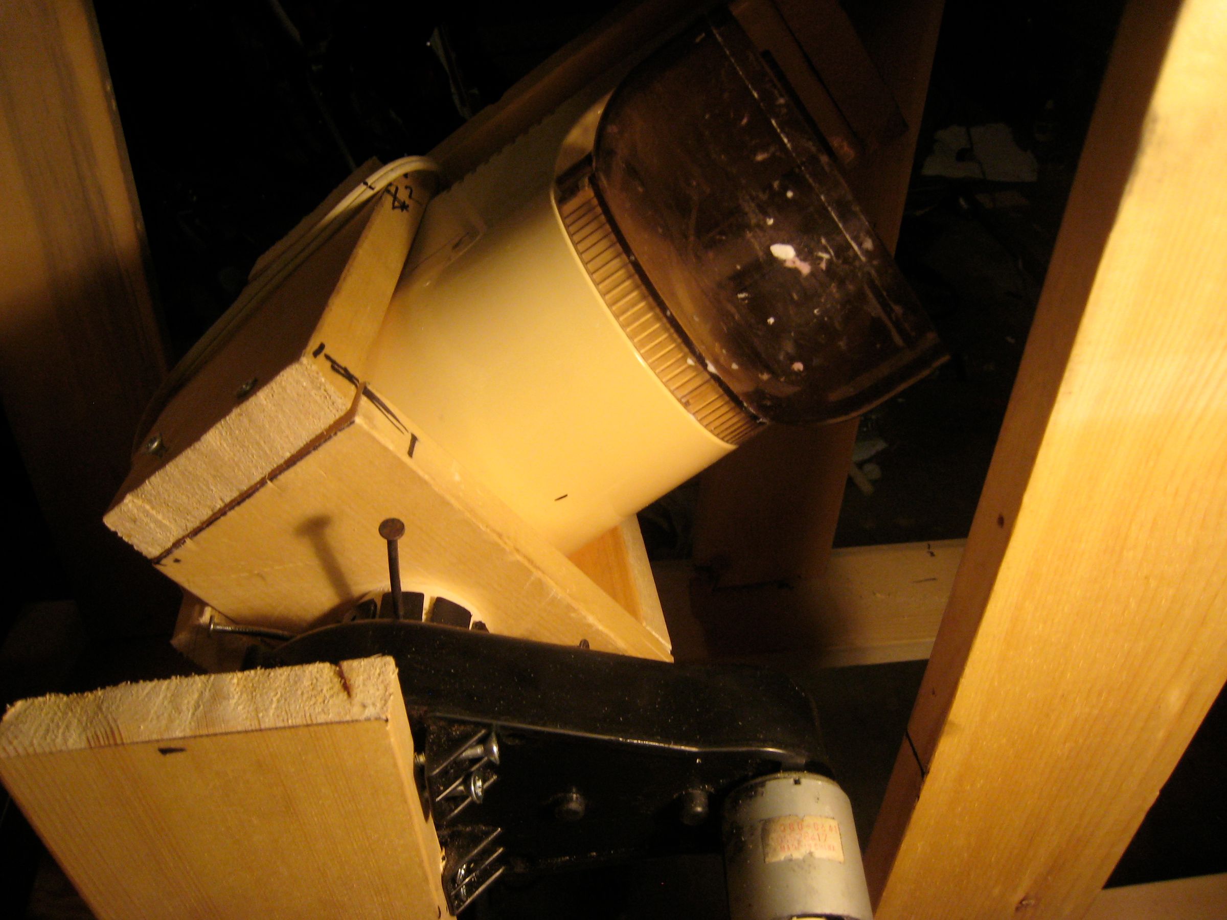 (almost) Automatic Paper Recycler : 10 Steps - Instructables