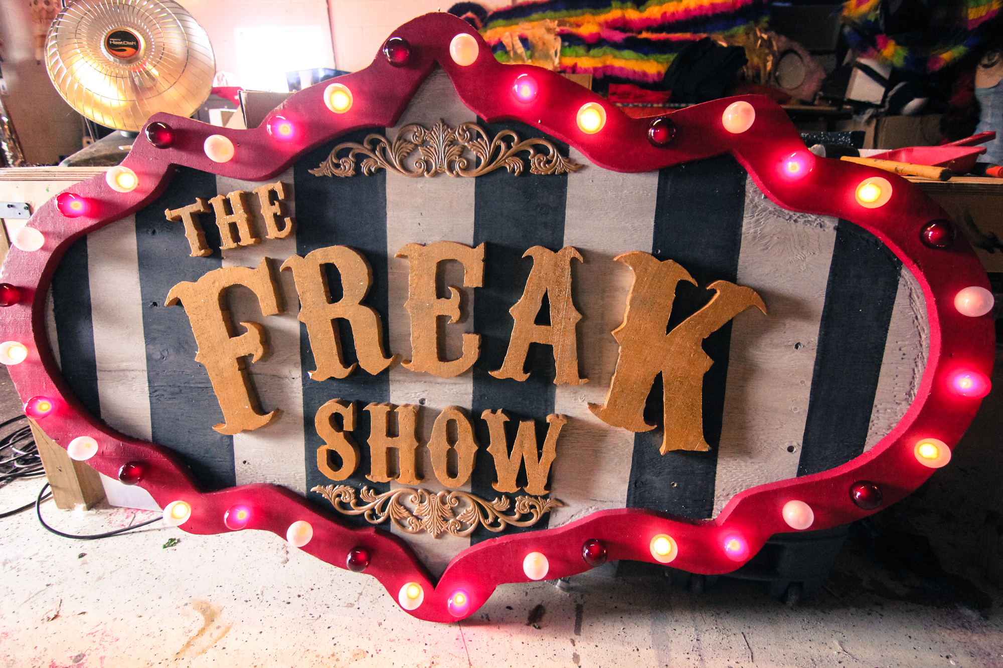 Chasing Marquee Sign : 7 Steps (with Pictures) - Instructables