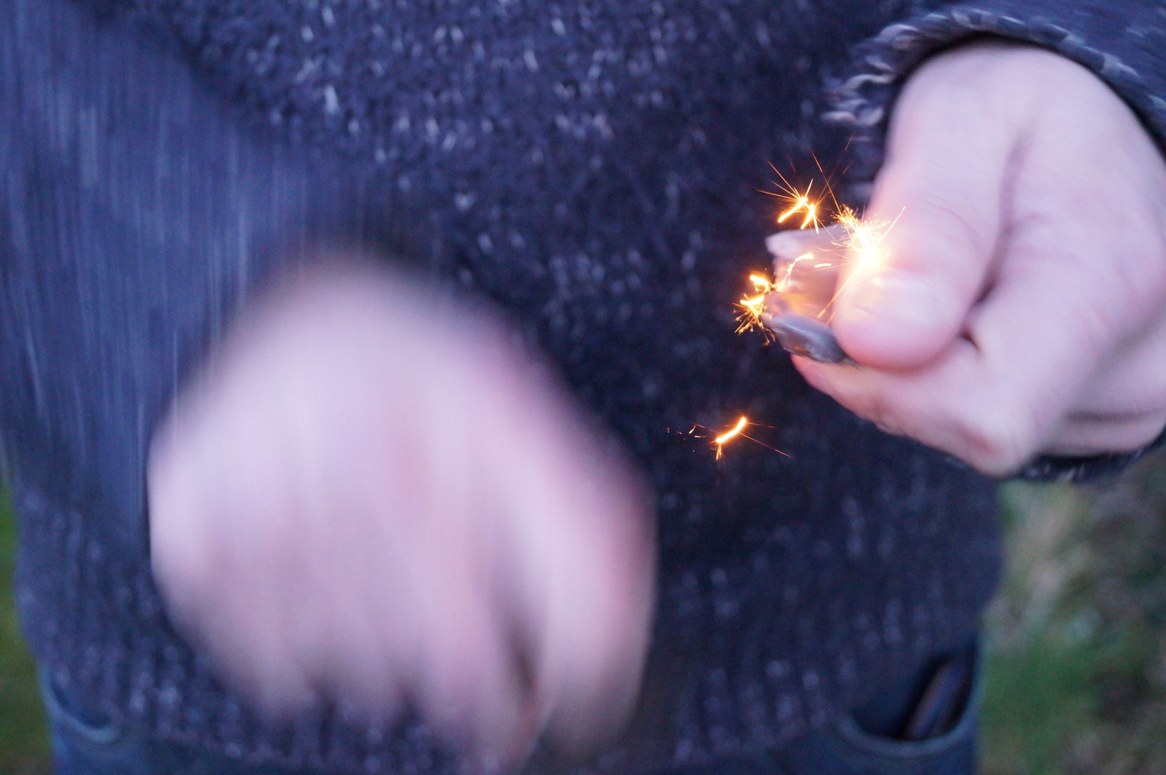 Making a Fire Using the Flint and Steel Method (Hands on Bushcraft) : 5 ...