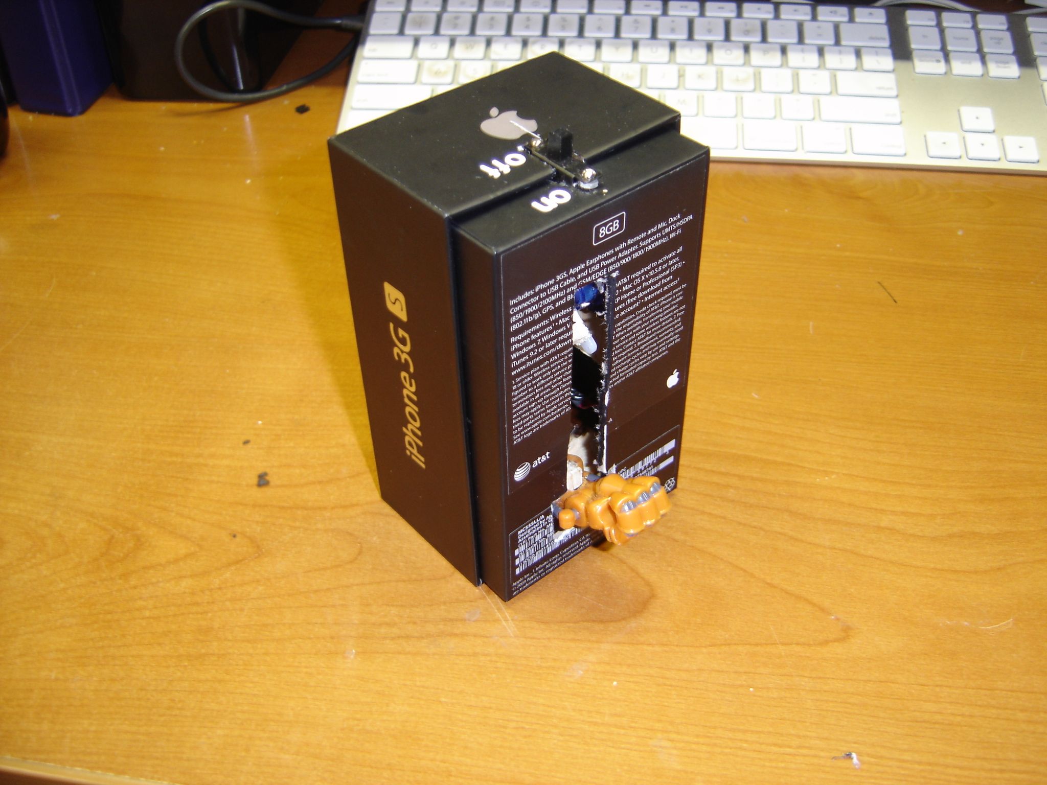 Another Useless Machine - Aka IUseless - Instructables