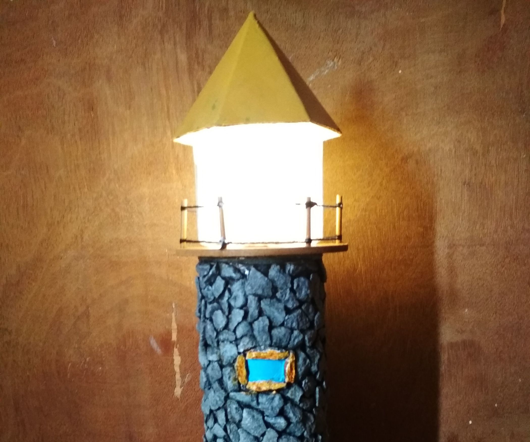 Mini Lighthouse Lamp 2 : 8 Steps (with Pictures) - Instructables