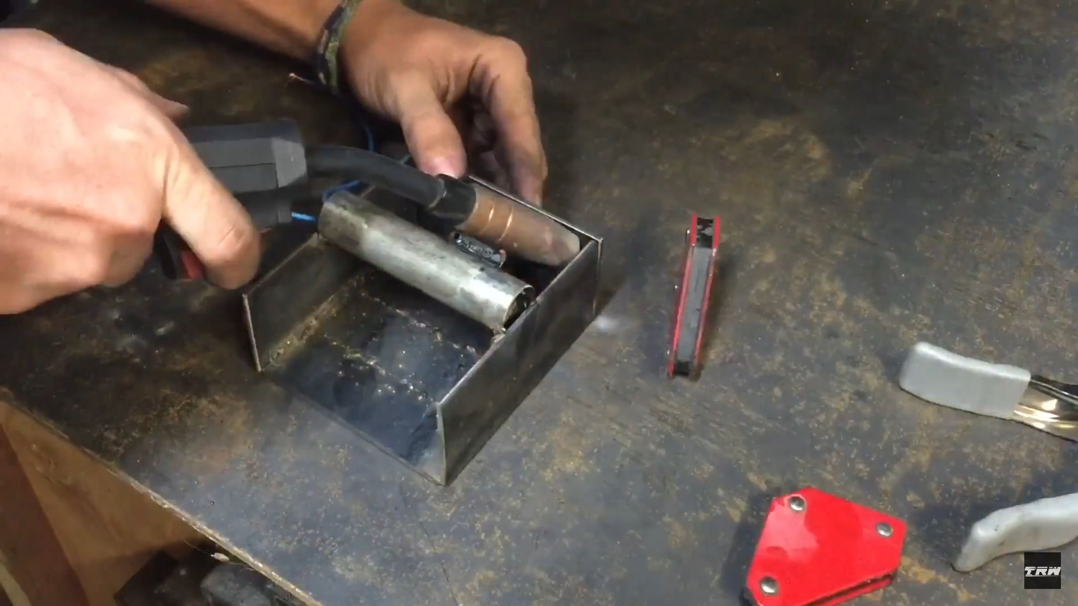 Electromagnetic Gauntlet : 7 Steps (with Pictures) - Instructables