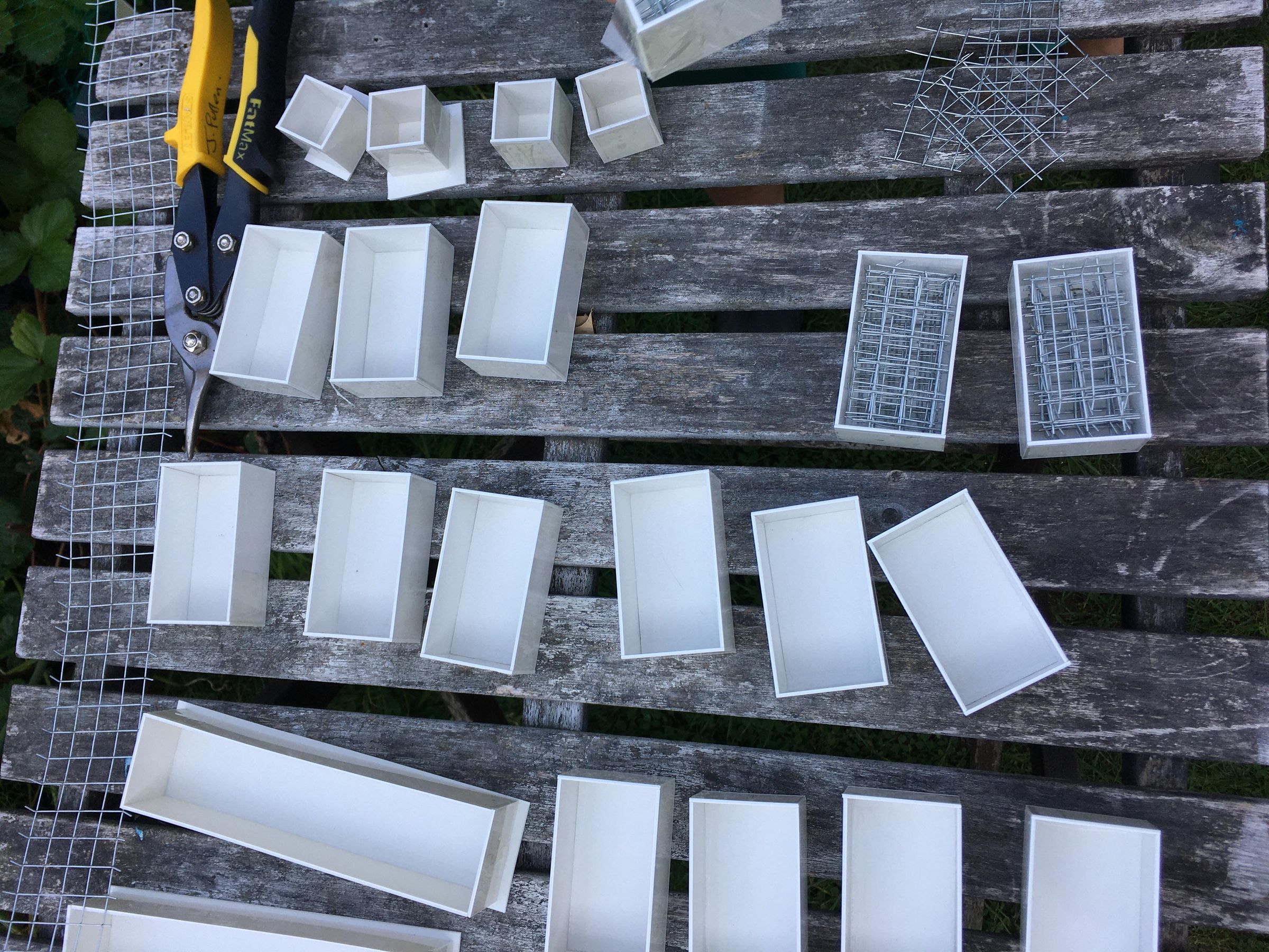 Mini Concrete Blocks - All Weather Building! : 17 Steps (with Pictures ...