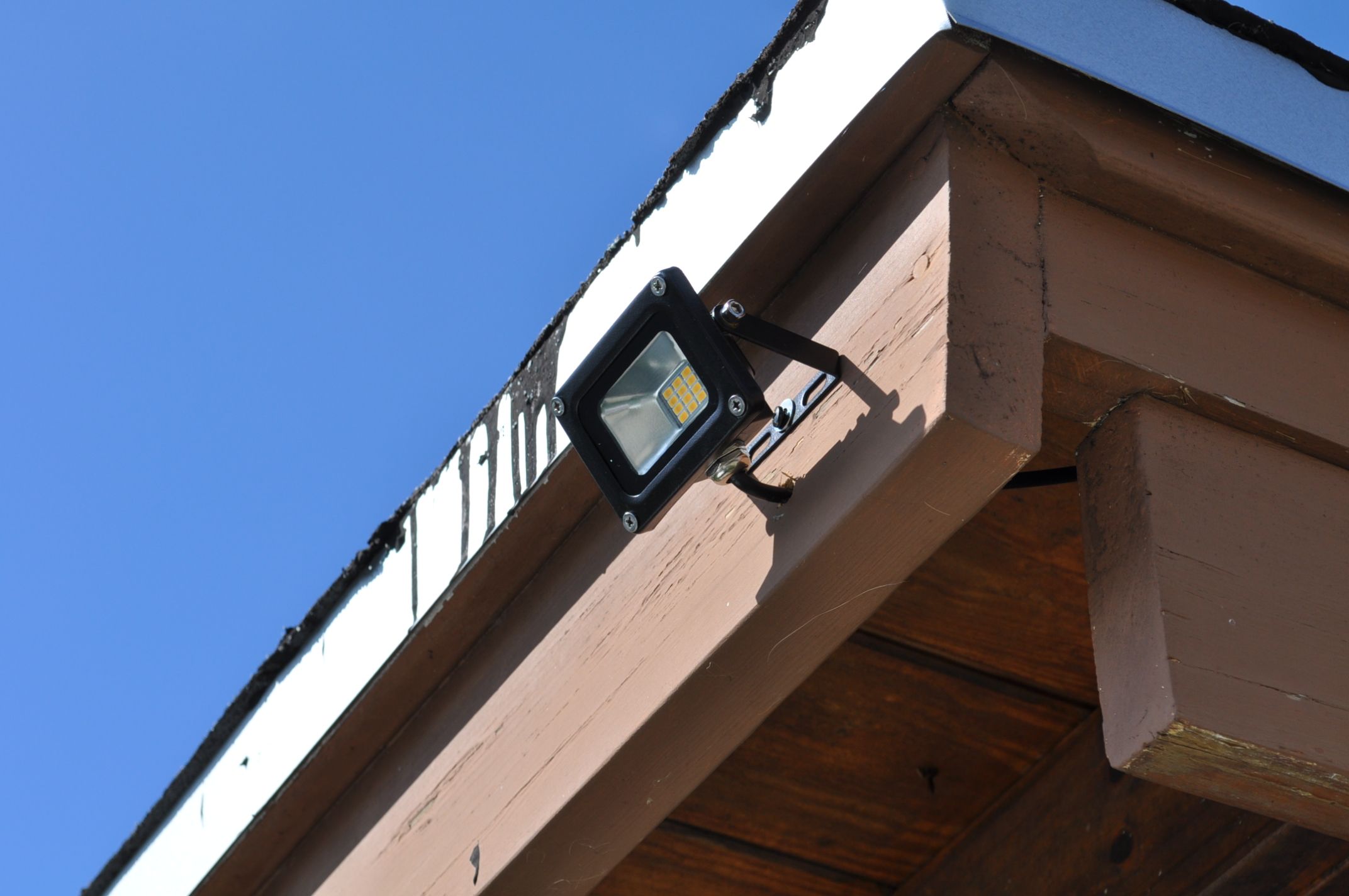 Solar Powered LED Yard Lighting Made Cheap & Easy : 9 Steps (with ...