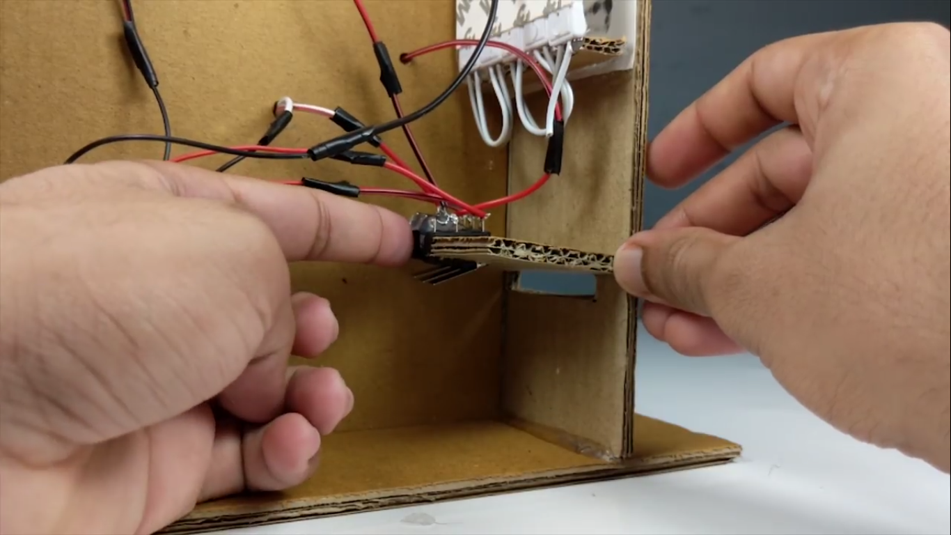 How to Make a DIY Cardboard ATM Machine : 11 Steps - Instructables