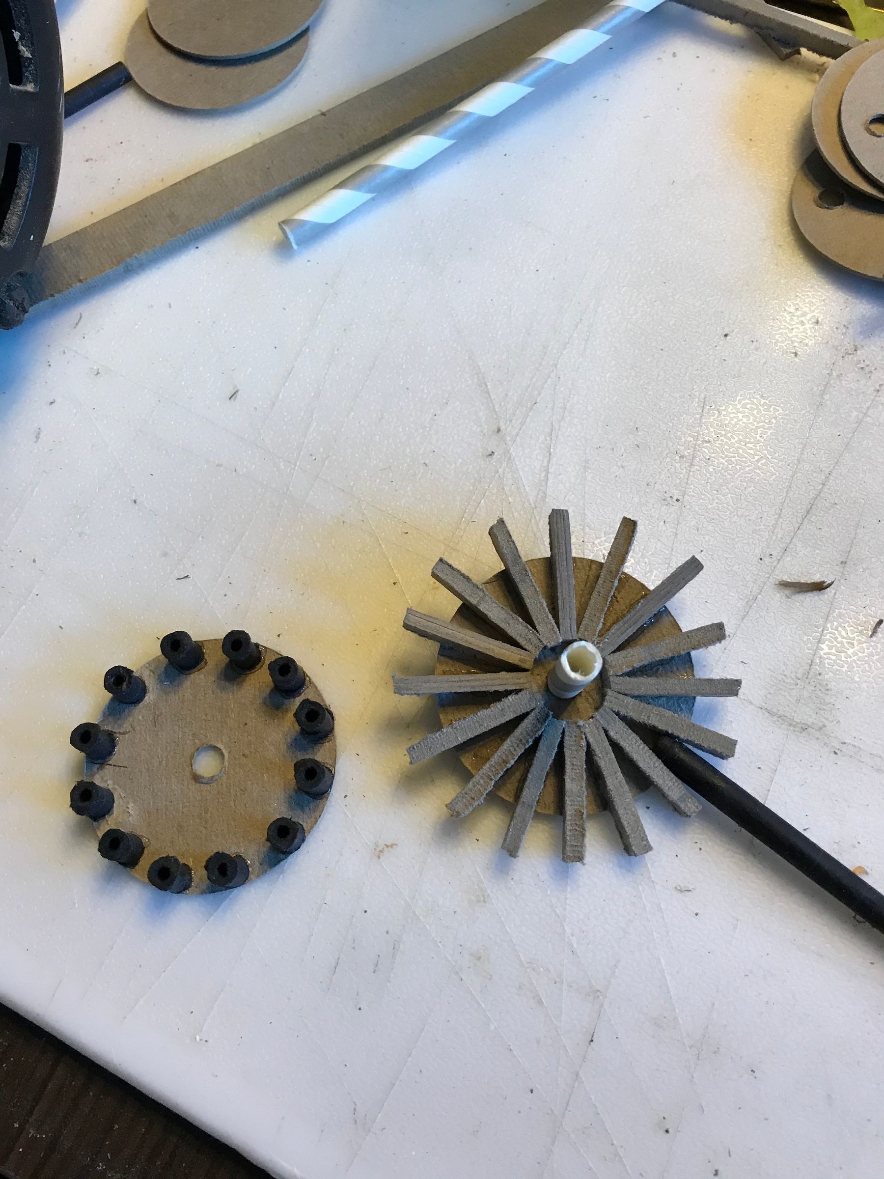 Paper Animatronic Dragonfly : 11 Steps (with Pictures) - Instructables