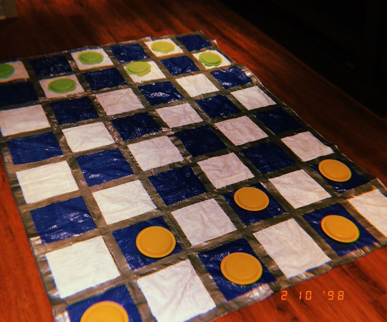 Diy Checkers ;) : 5 Steps - Instructables