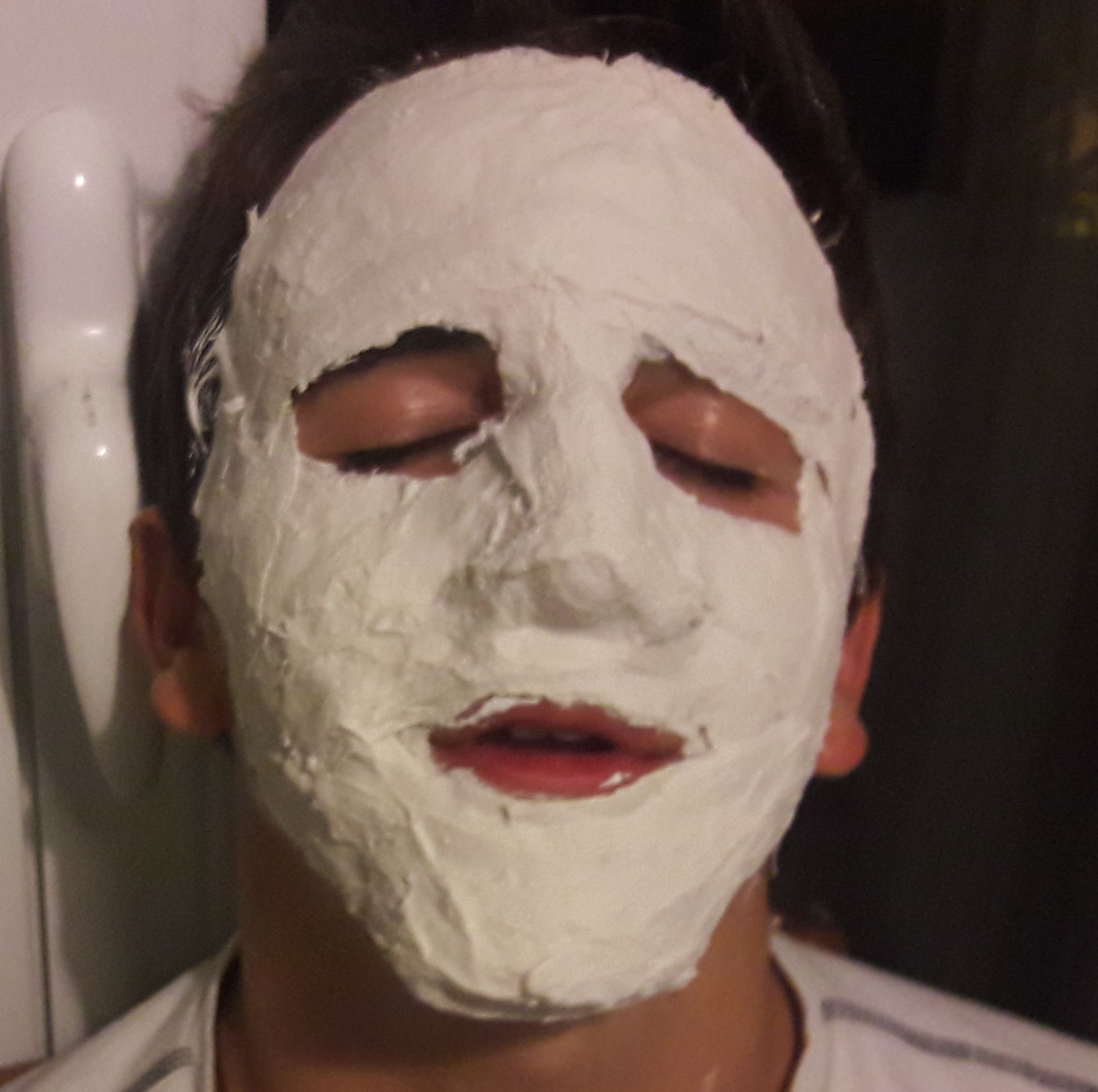 Halloween Spitting Mask Prank : 9 Steps (with Pictures) - Instructables