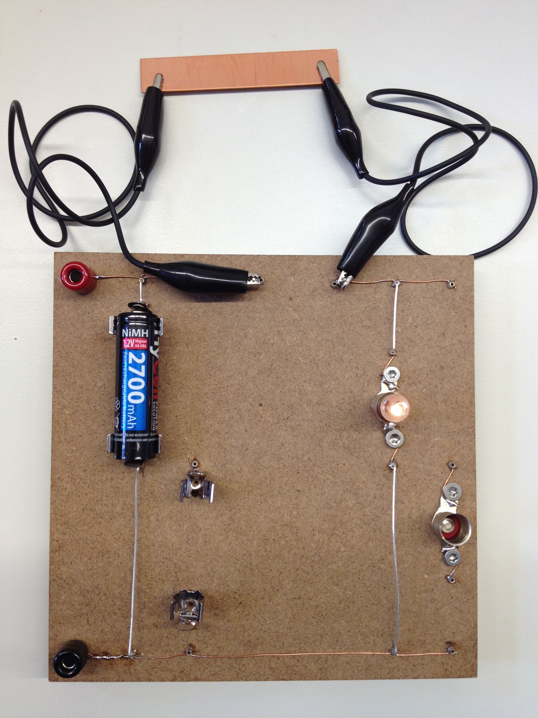 Introduction to Electricity : 8 Steps (with Pictures) - Instructables