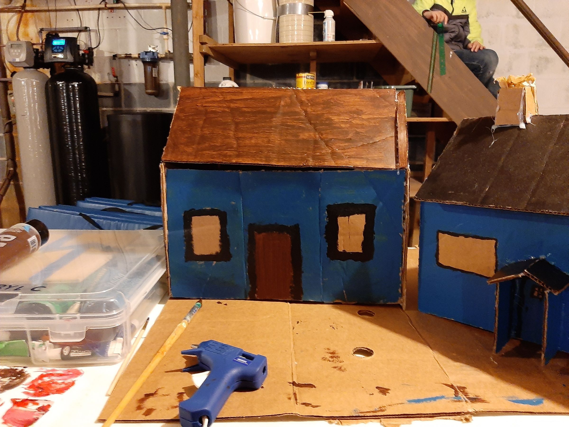 Hot Glue Cardboard House : 5 Steps - Instructables