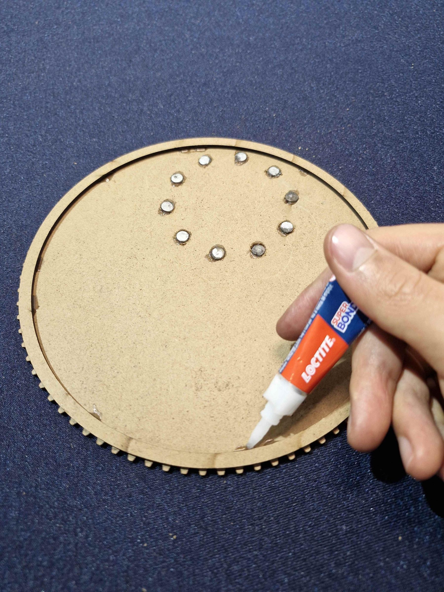 Create a Mesmerizing Kinetic Sand Table With Just One Motor : 21 Steps ...