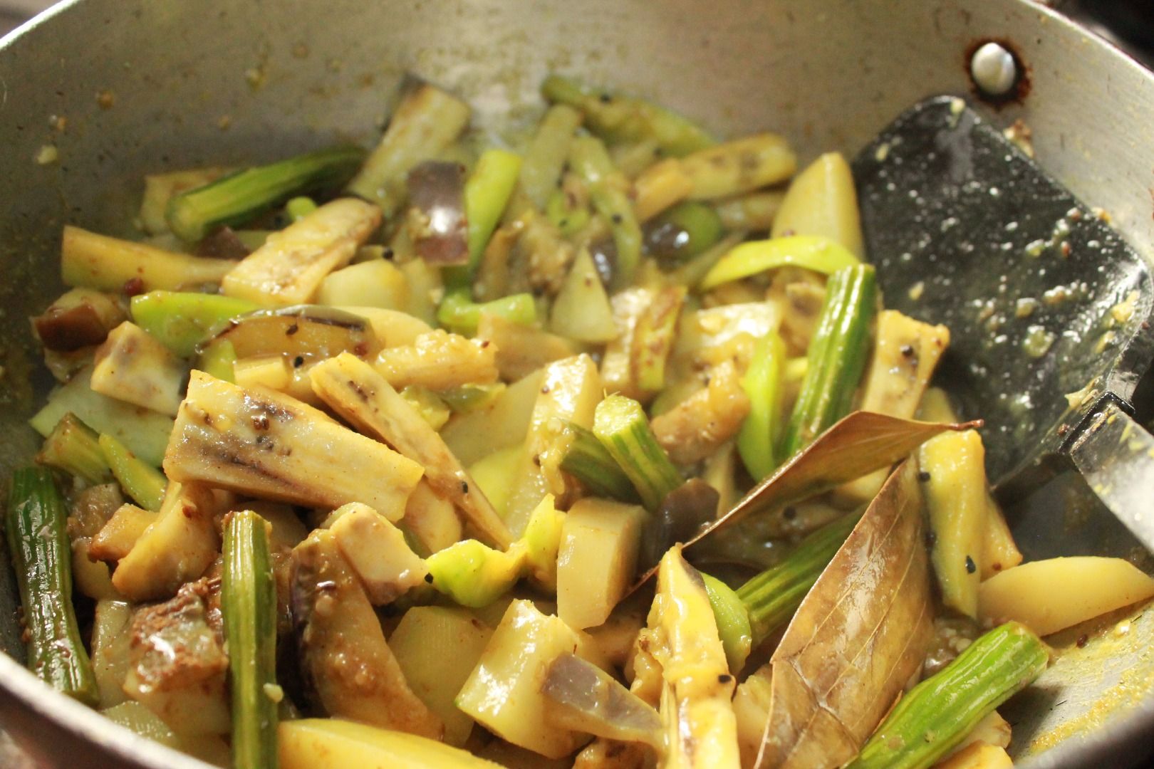 Bong Food : Shukto (Bengali Vegetable Stew) : 11 Steps (with Pictures ...
