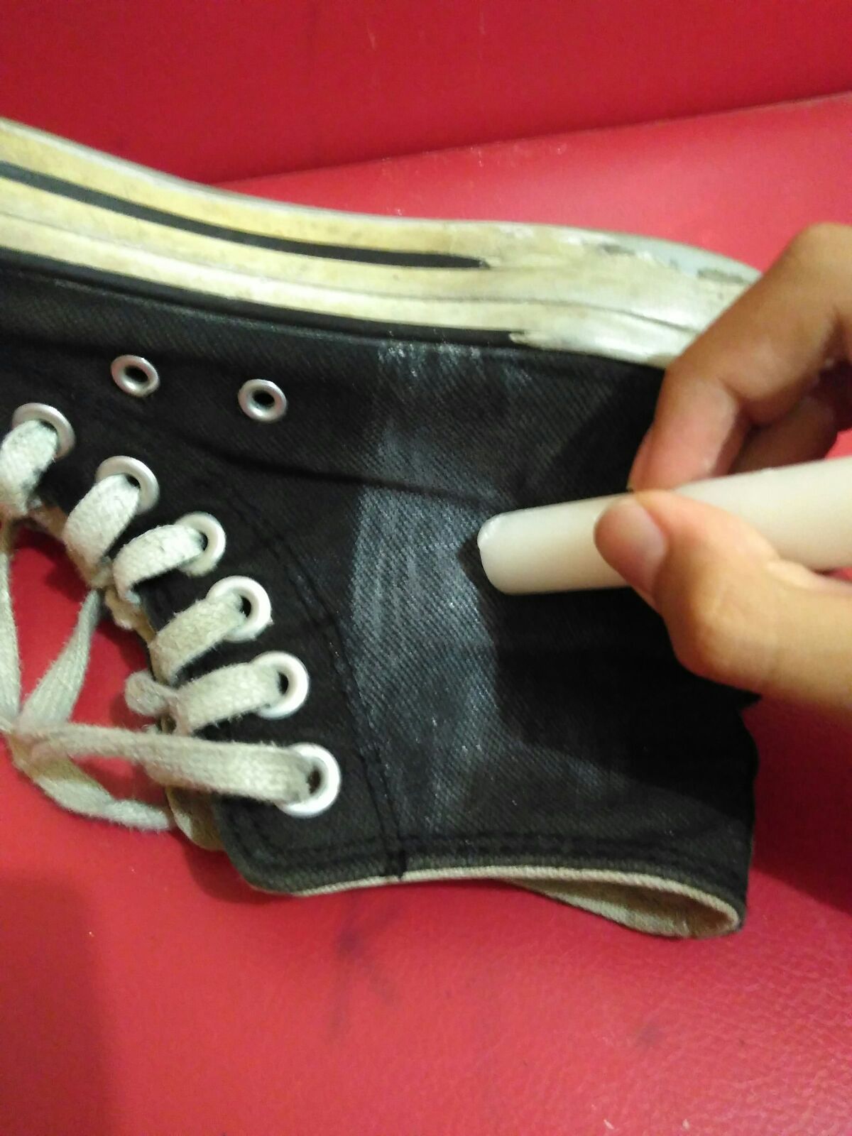 How to Make Your Shoes Waterproof : 6 Steps (with Pictures) - Instructables