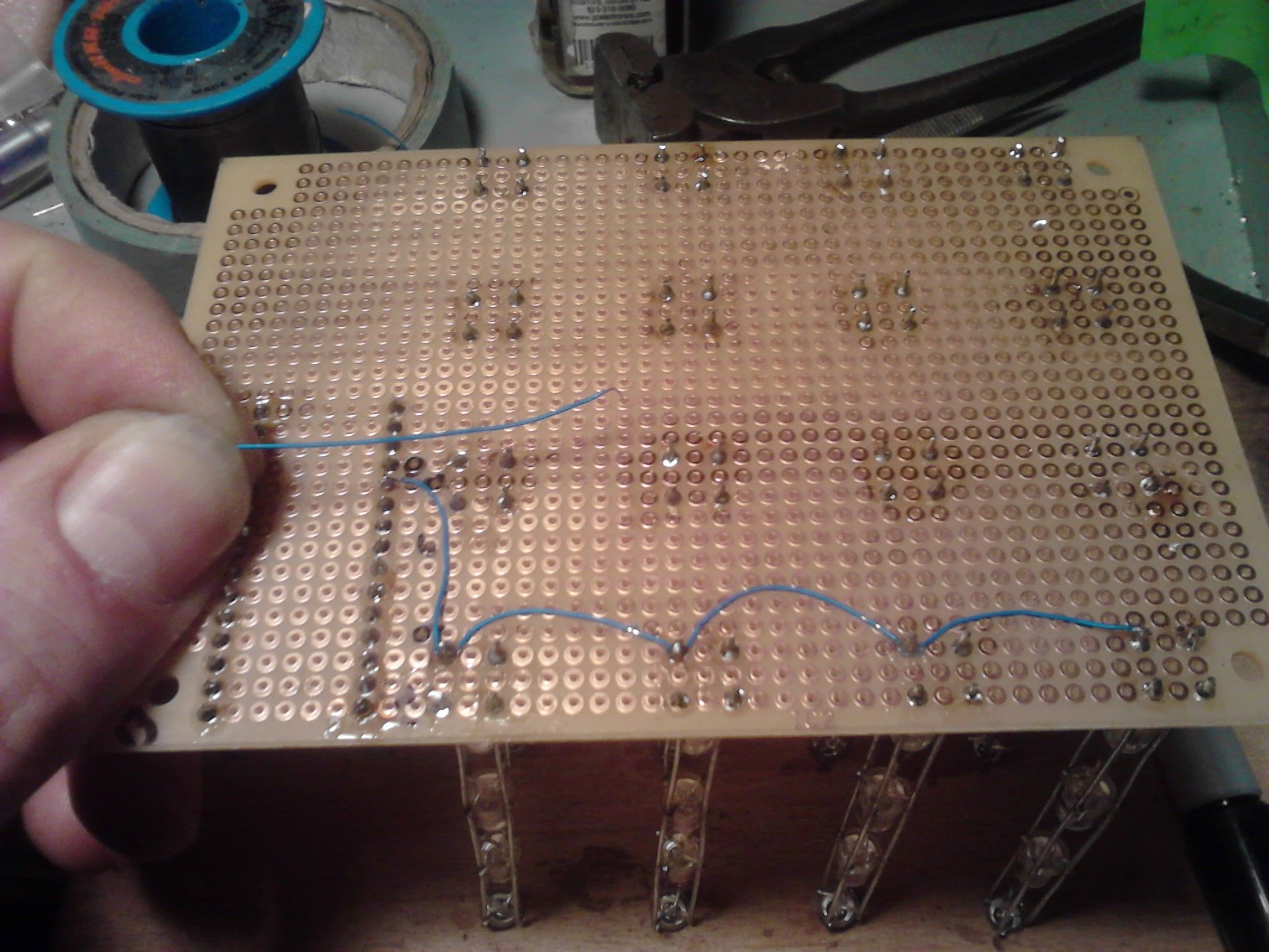 Charliecube -- Charlieplexed 4x4x4 RGB LED Cube : 6 Steps (with Pictures) - Instructables