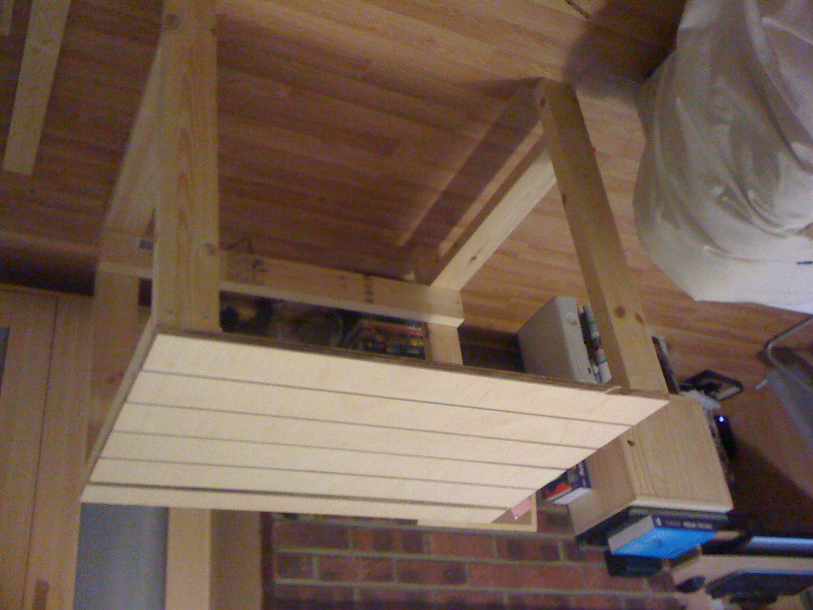 Build Your Own Desk, for Under 20 ($30) : 4 Steps - Instructables