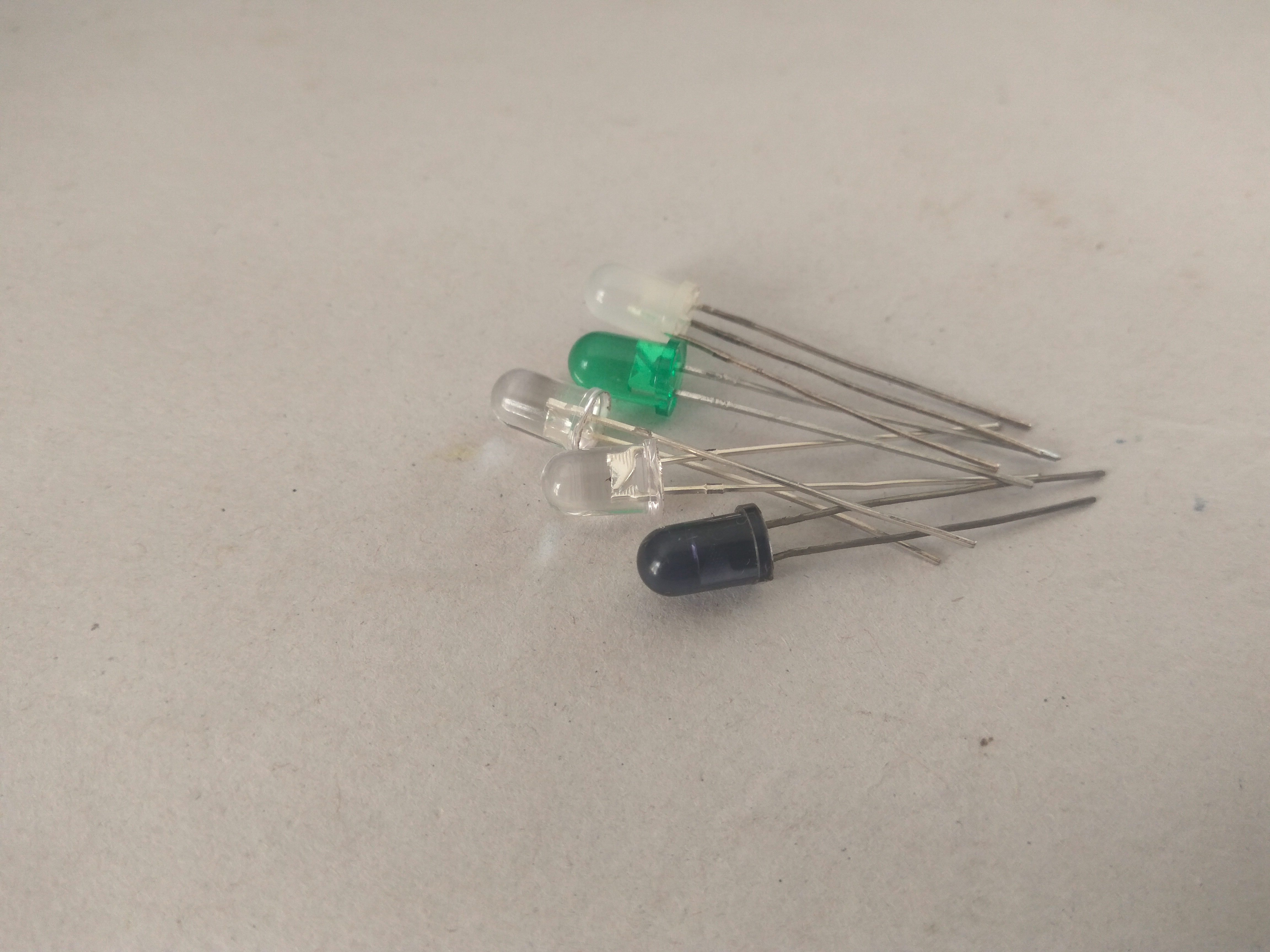 LED As Light Sensor !!! : 3 Steps (with Pictures) - Instructables