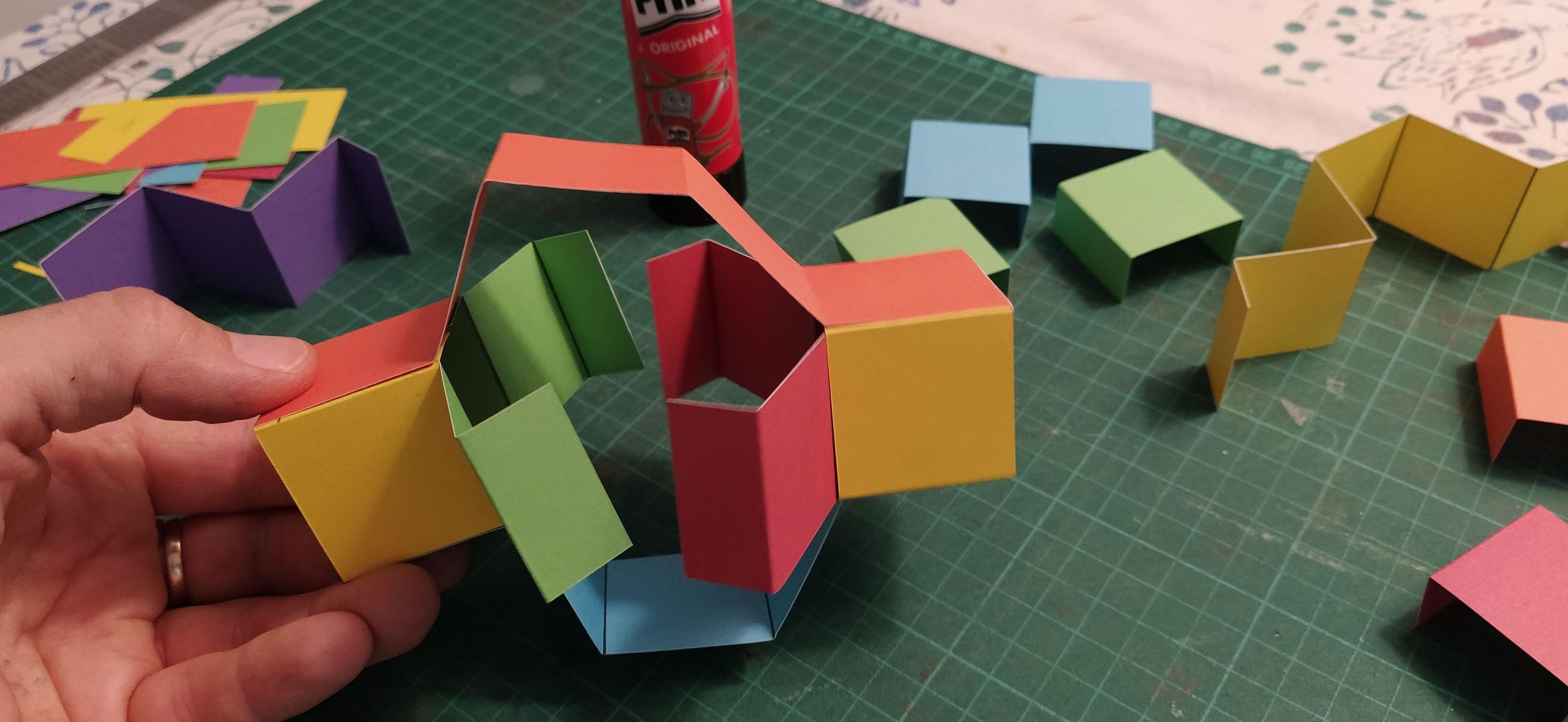 Rainbow Colored 3D Paper Cross : 5 Steps (with Pictures) - Instructables