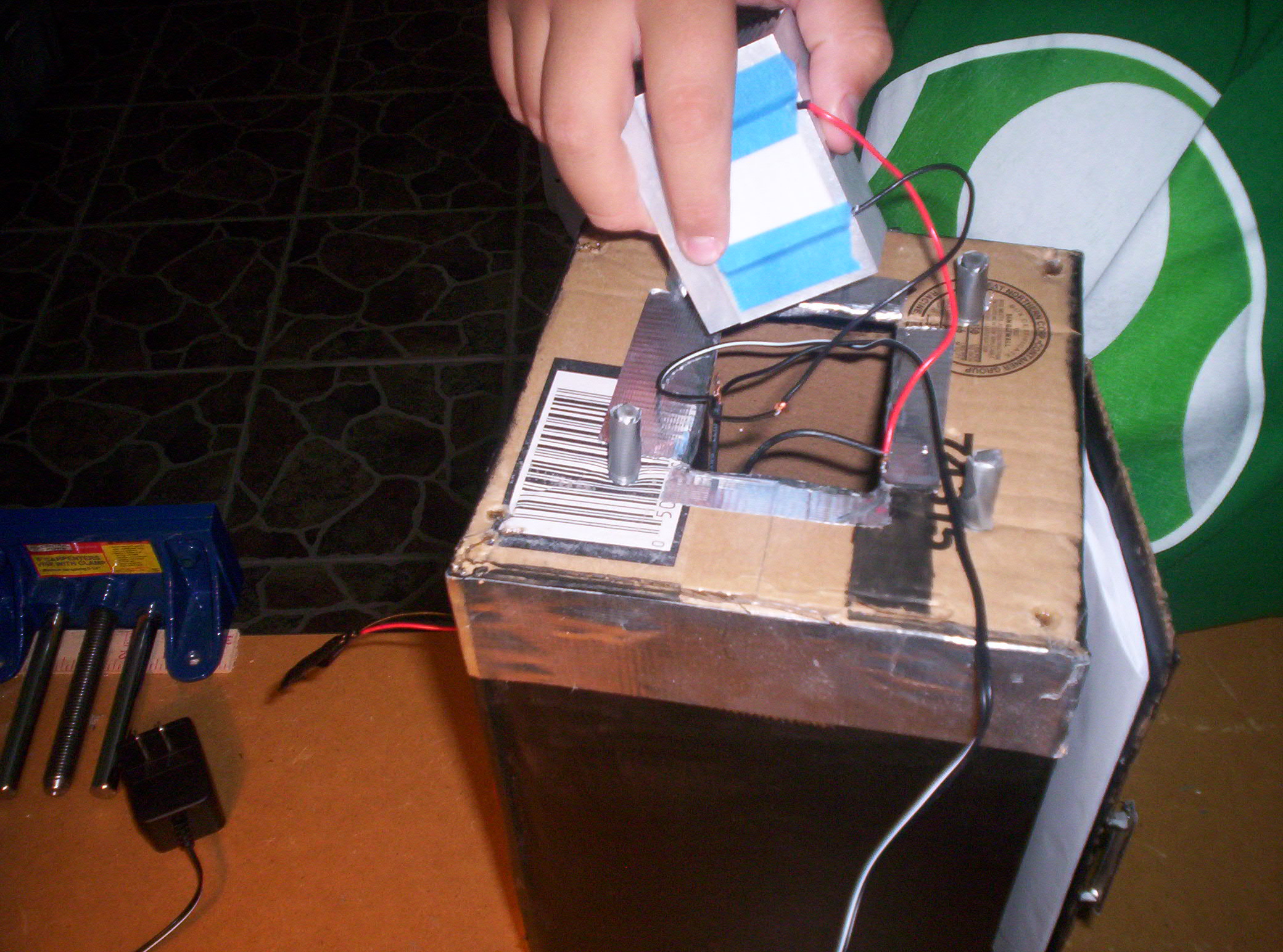 How to Make a Cardboard Mini Fridge! : 4 Steps - Instructables