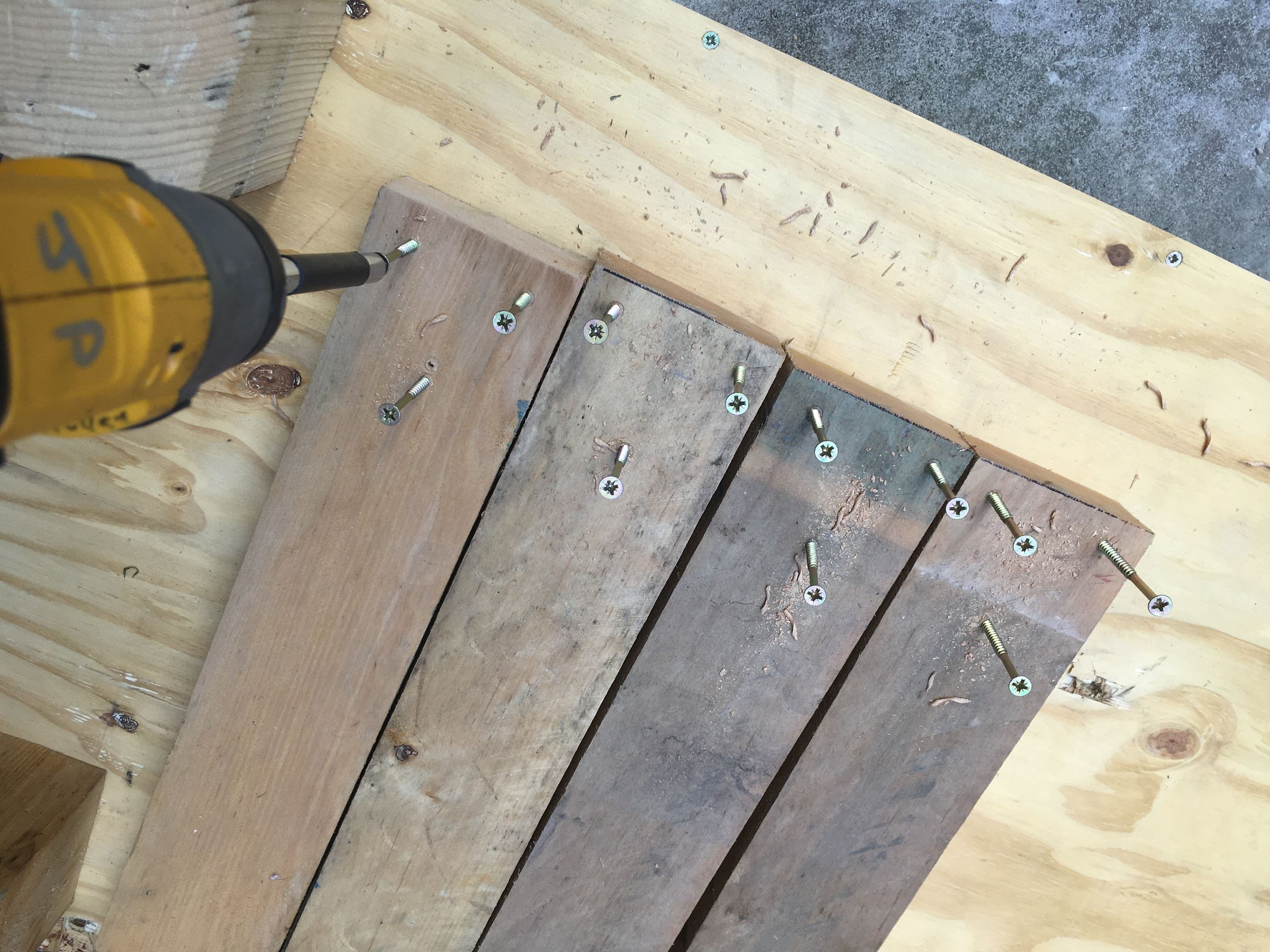 Quick & Cheap Outdoor Water Tray for Kids : 16 Steps (with Pictures ...