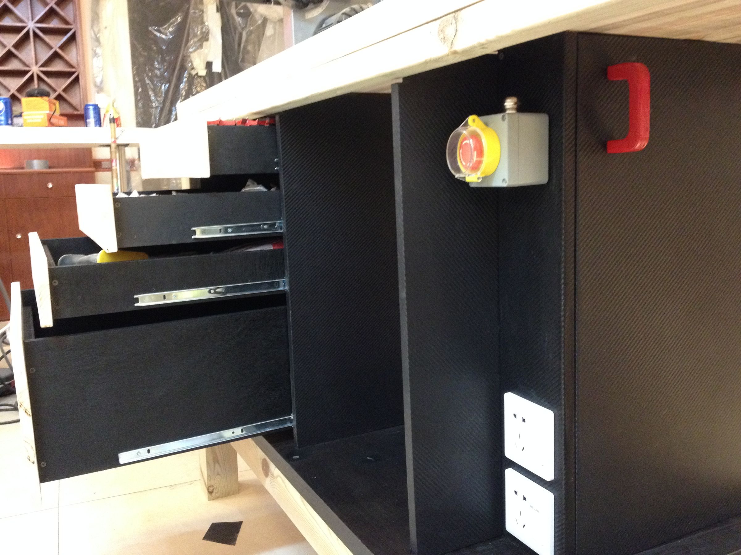 The Universal Multipurpose Workbench : 22 Steps (with Pictures ...