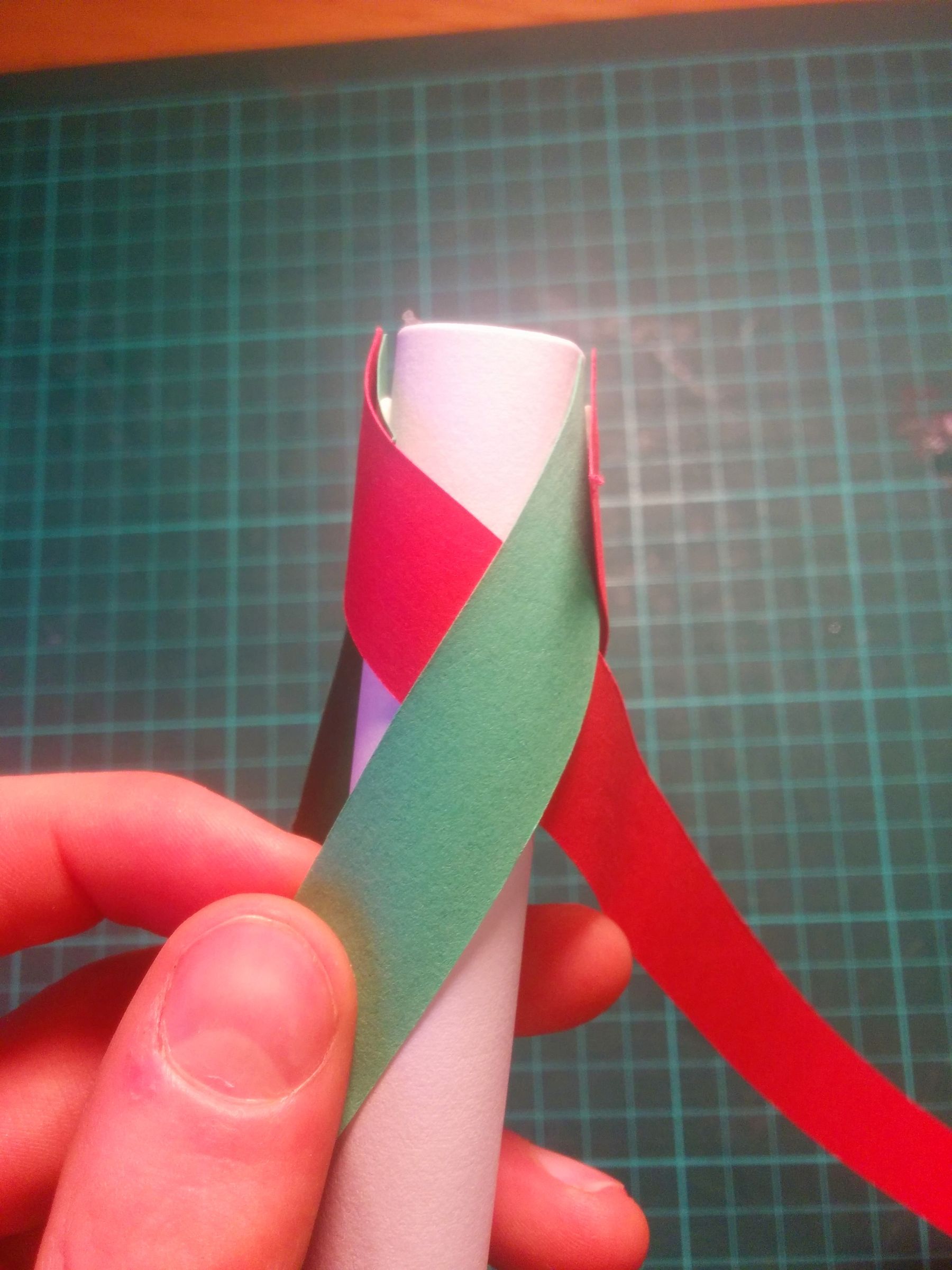 Paper Chinese Finger Trap : 9 Steps (with Pictures) - Instructables